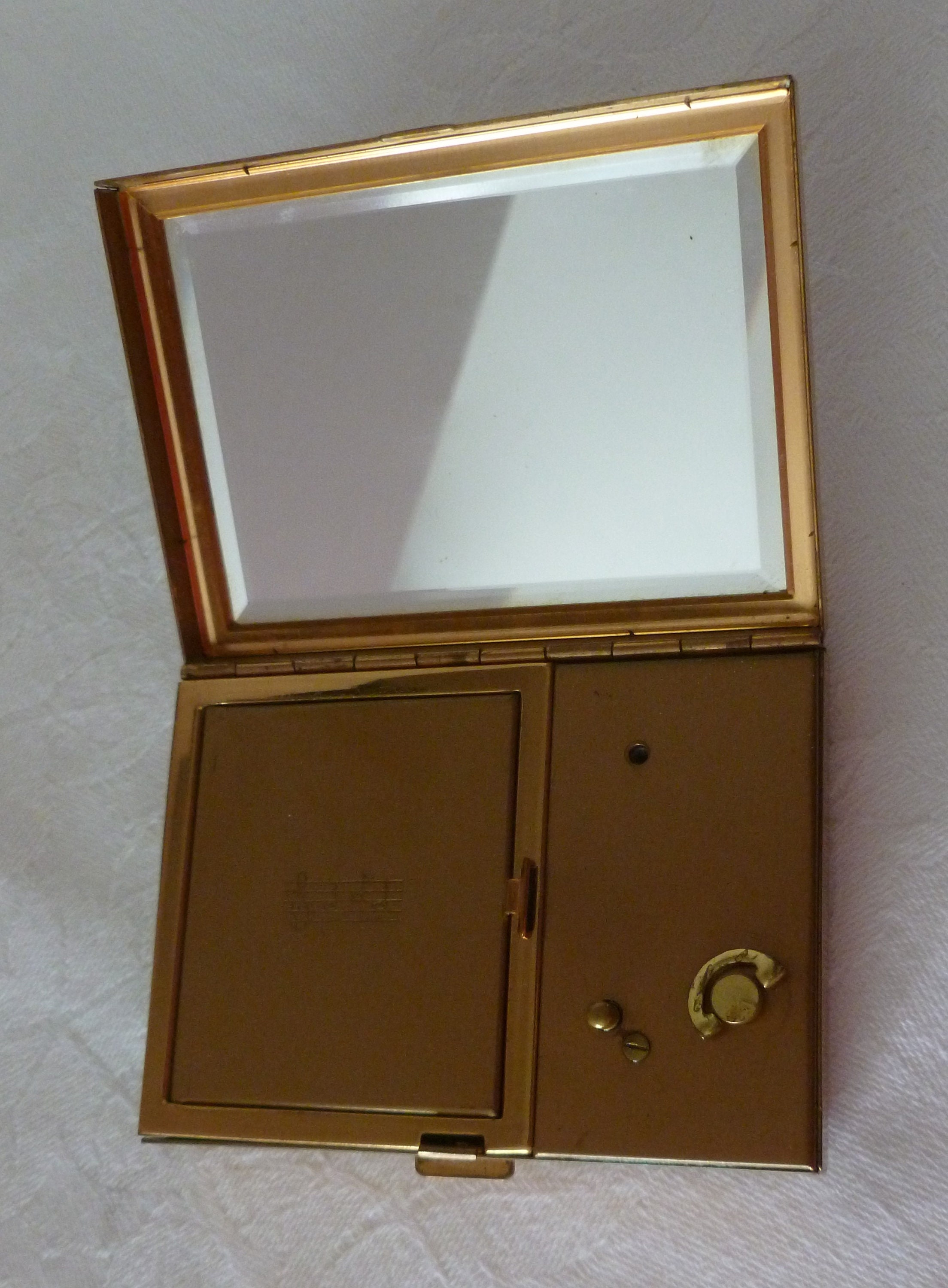 Vintage Musical Powder Compact With Map of Switzerland - Musical ...