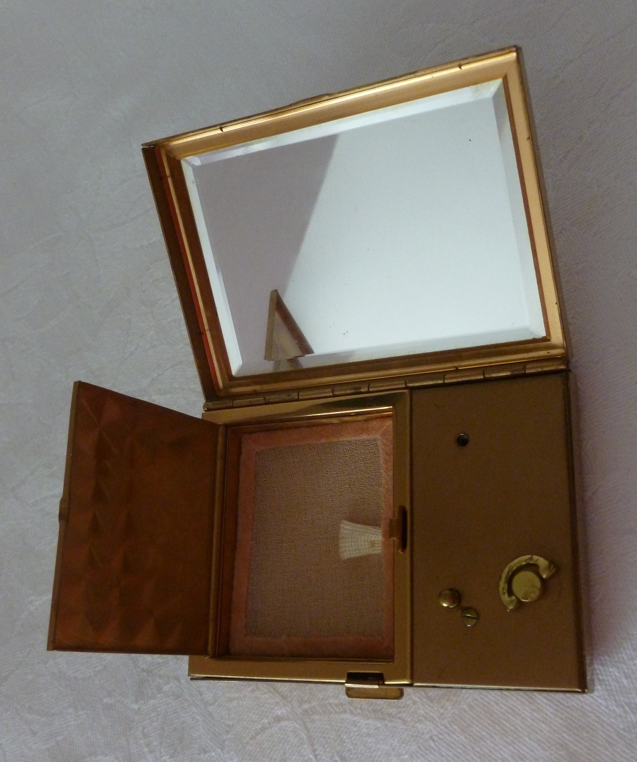Vintage Musical Powder Compact With Map of Switzerland - Musical ...