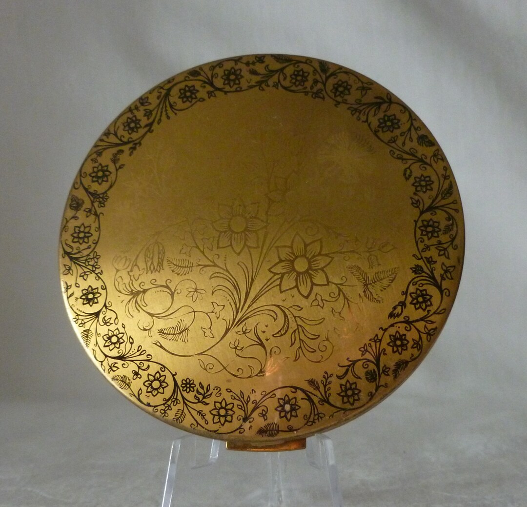 Vintage Vanity Fair Compact With Beautiful Etched Floral Design - Etsy