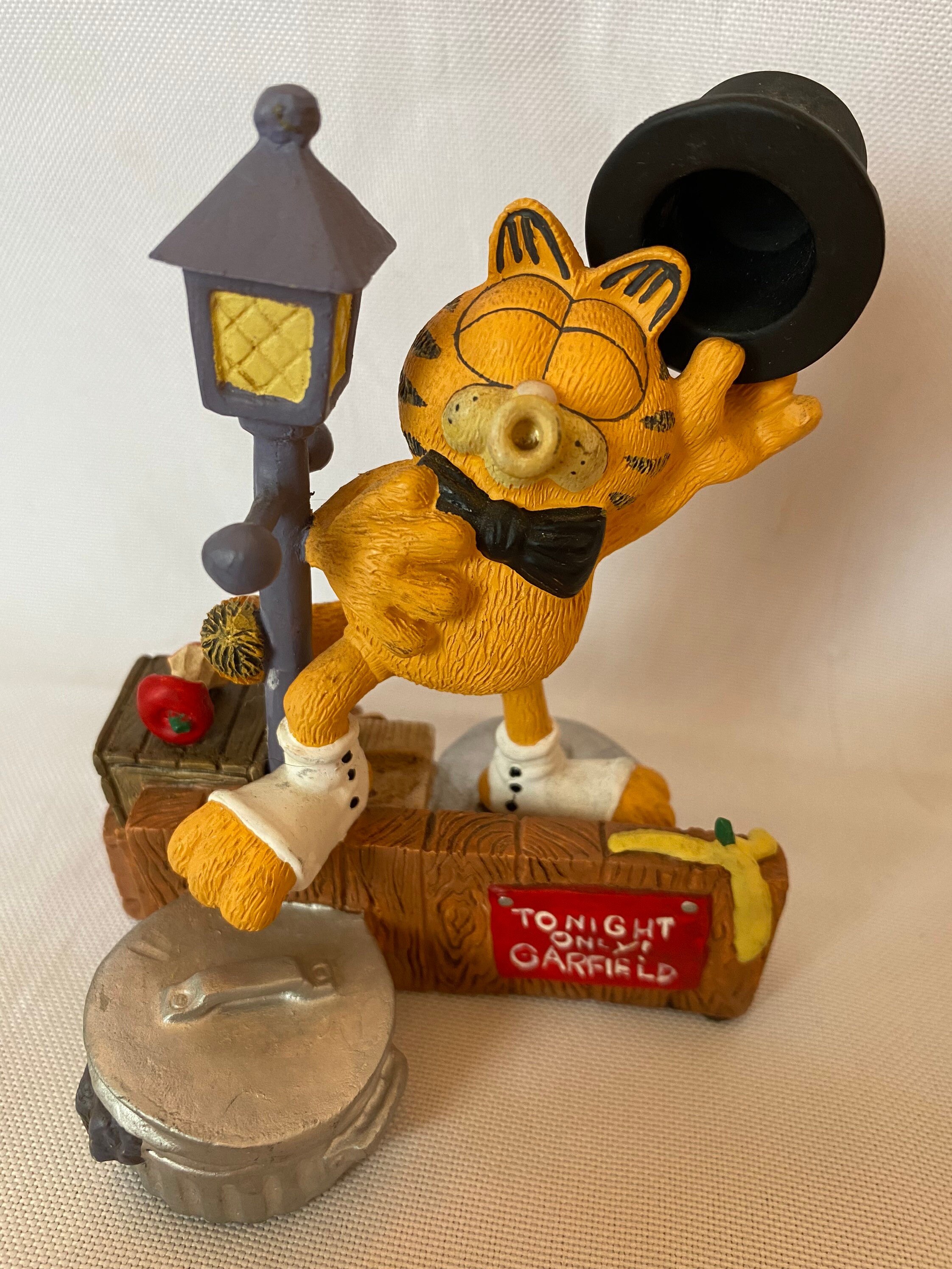 Vintage Garfield Figurine Danbury Mint midnight - Etsy