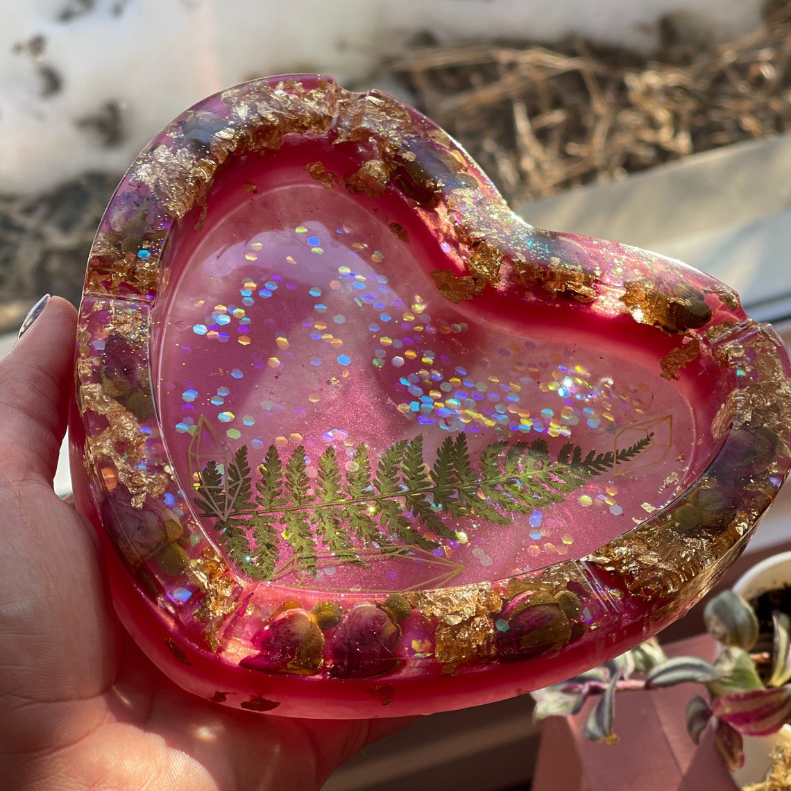 Rose Bud Resin Ash Tray, Pink Resin Crystal Tray, Crystal Heart Ashtray ...
