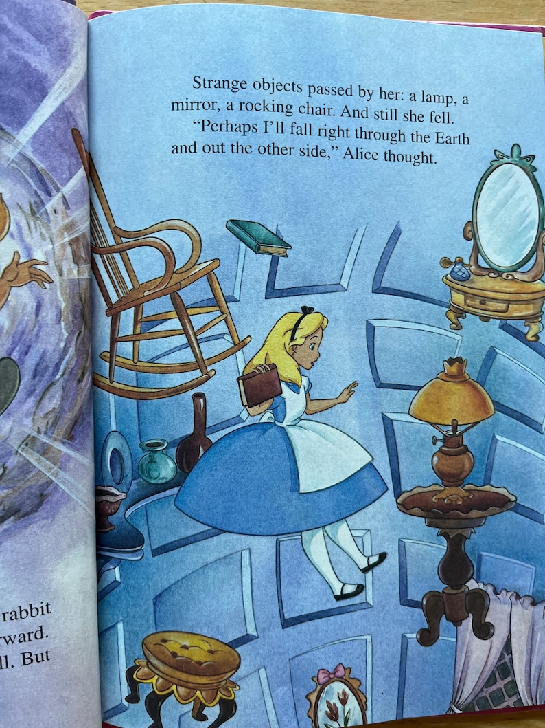 Walt Disney's Alice in Wonderland first American Edition, 2000 - Etsy