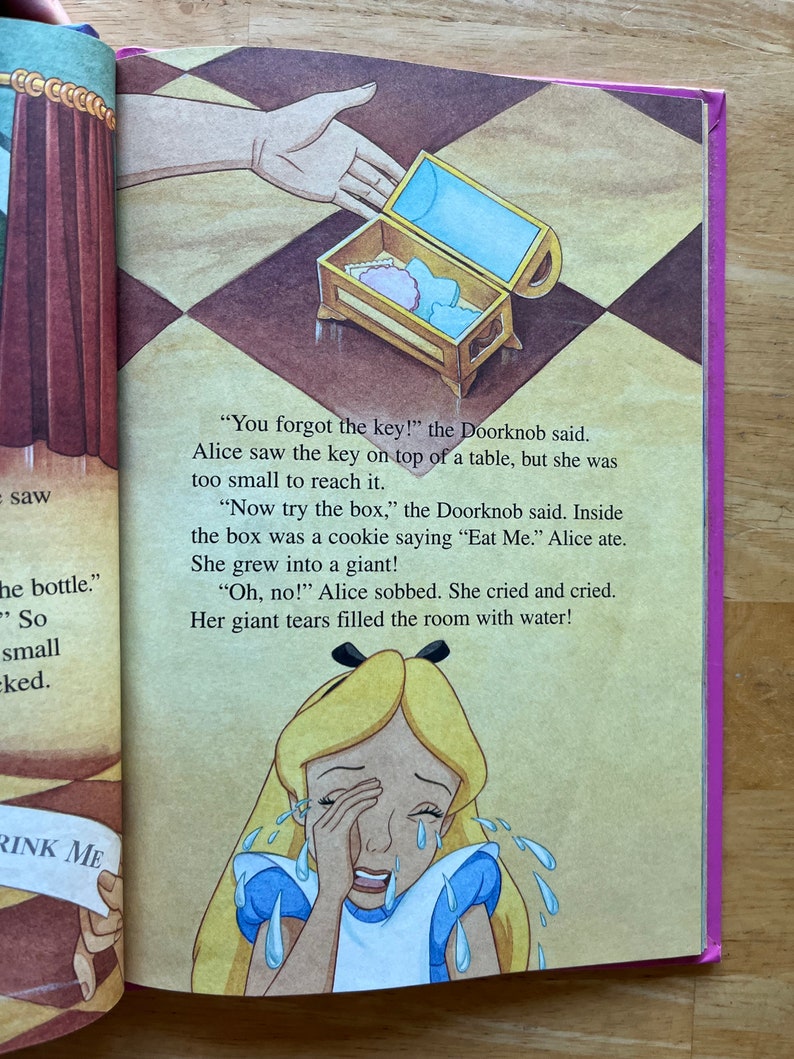 Walt Disney's Alice in Wonderland first American Edition, 2000 - Etsy