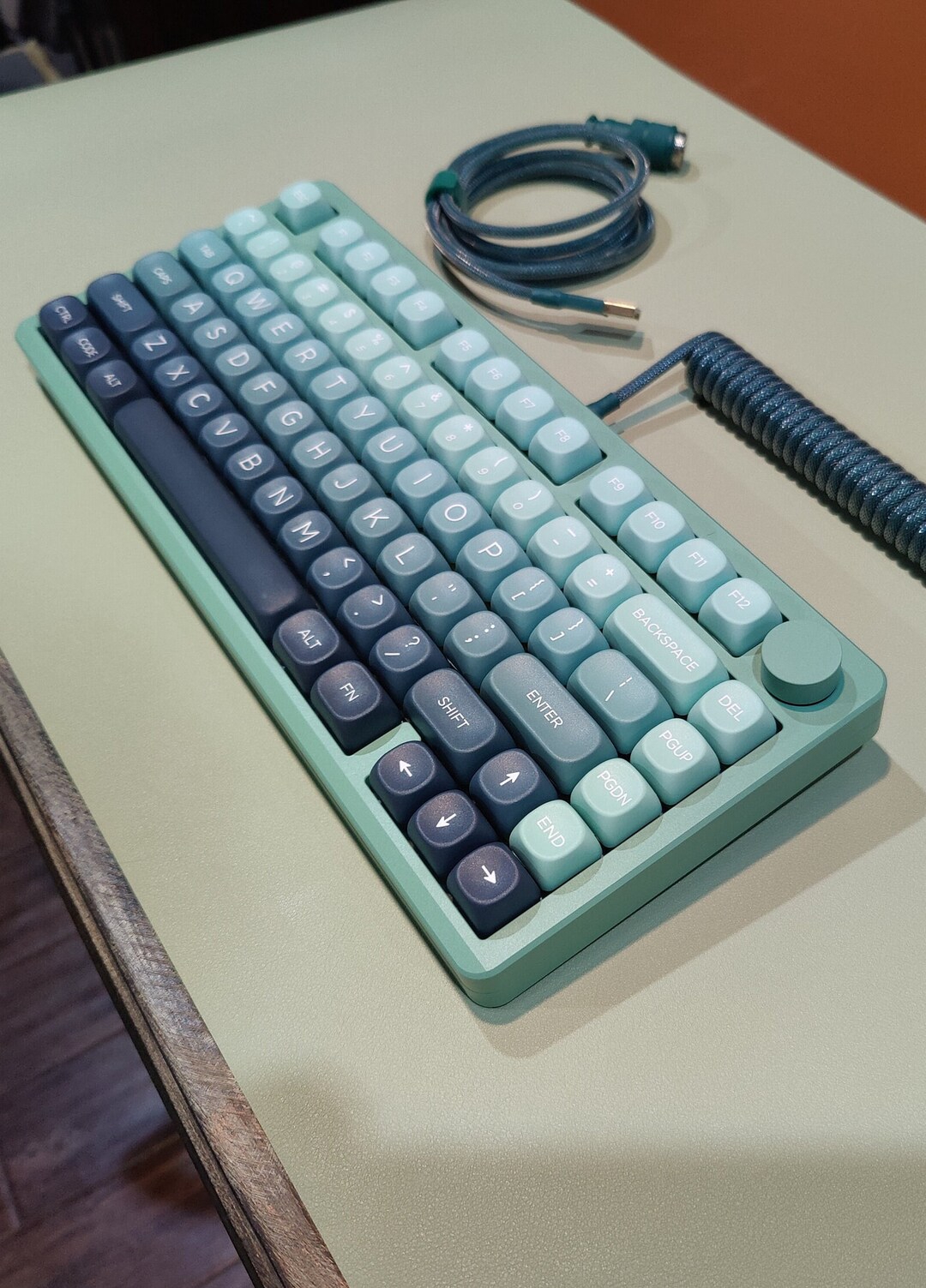 Green Matcha Aluminum 75% Hi8 Keyboard With Creamy KTT Matcha Tactile ...