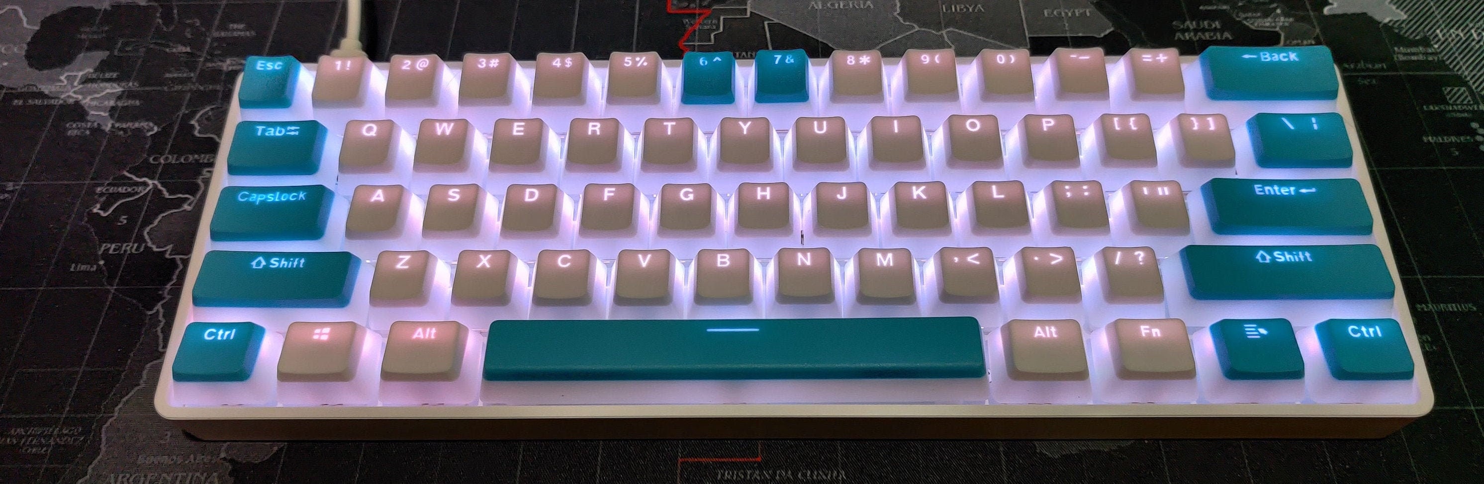 Sk61s/RK61/DK61 white 60percent dual mode 5.1 mechanical RGB | Etsy
