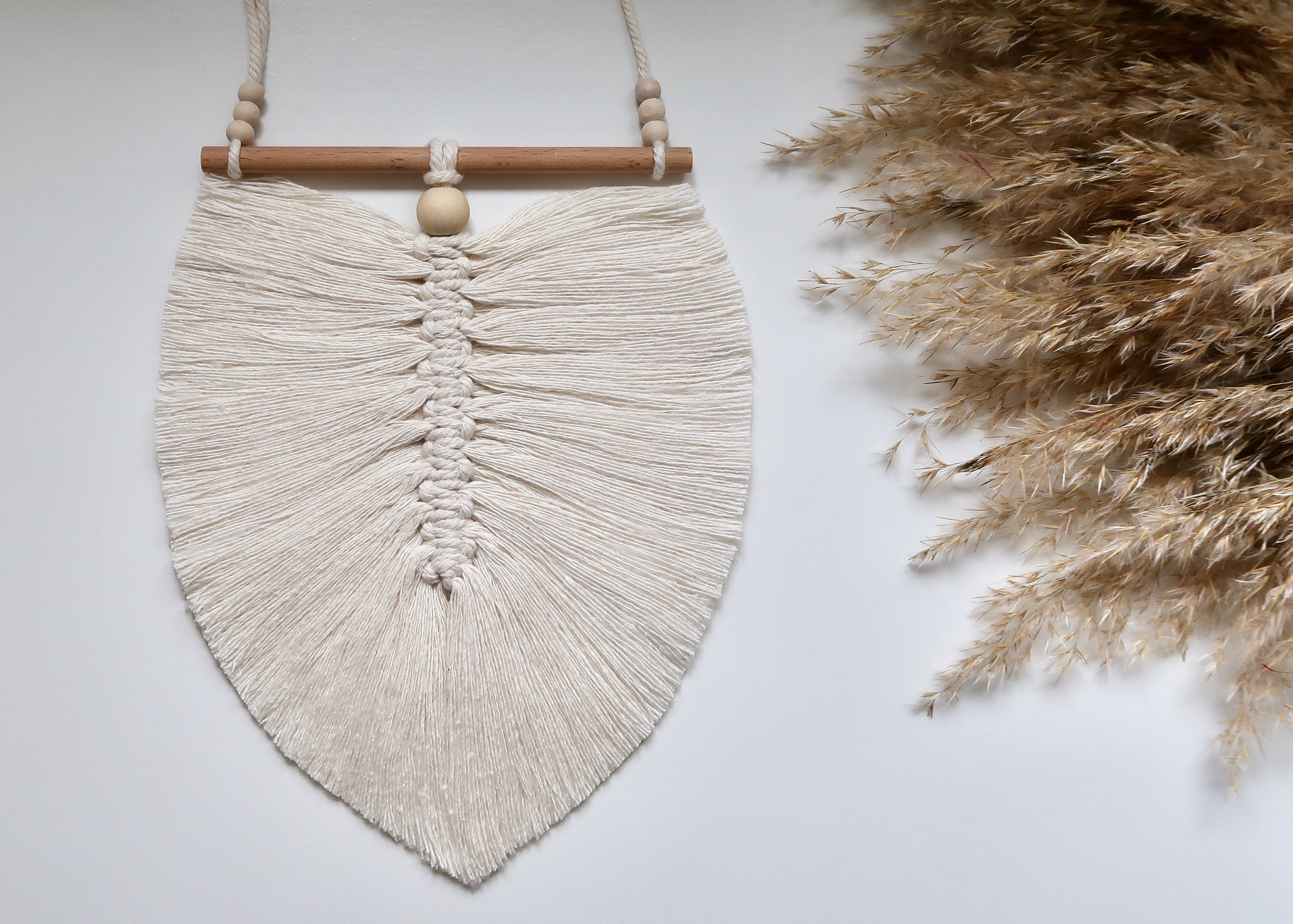 Single Feather Macrame Wall Hanging / Nursery Feather Decoration ...