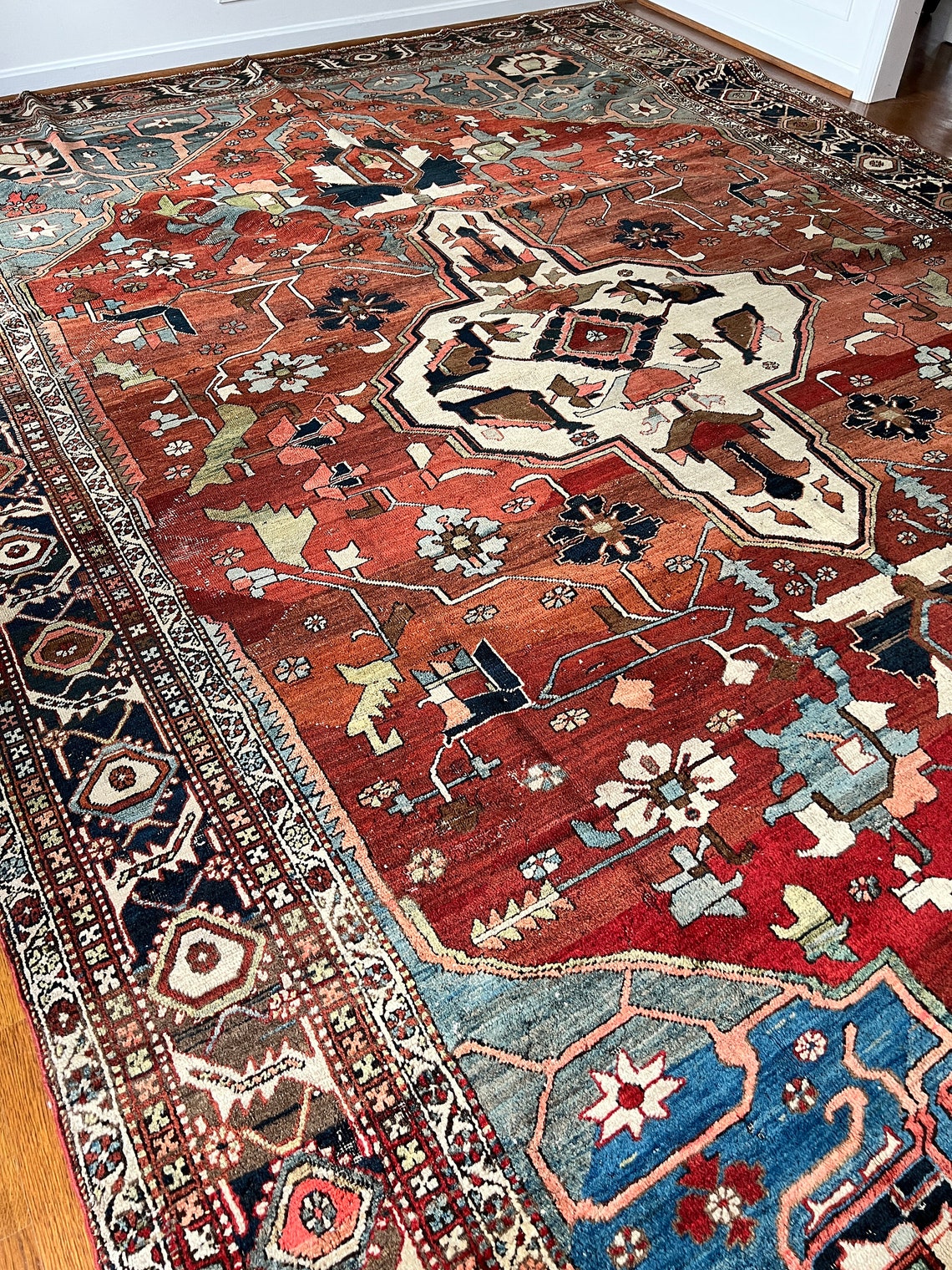 Vintage Persian Serapi Heriz Rug 97 X 128 Handmade Wool Rug Free ...