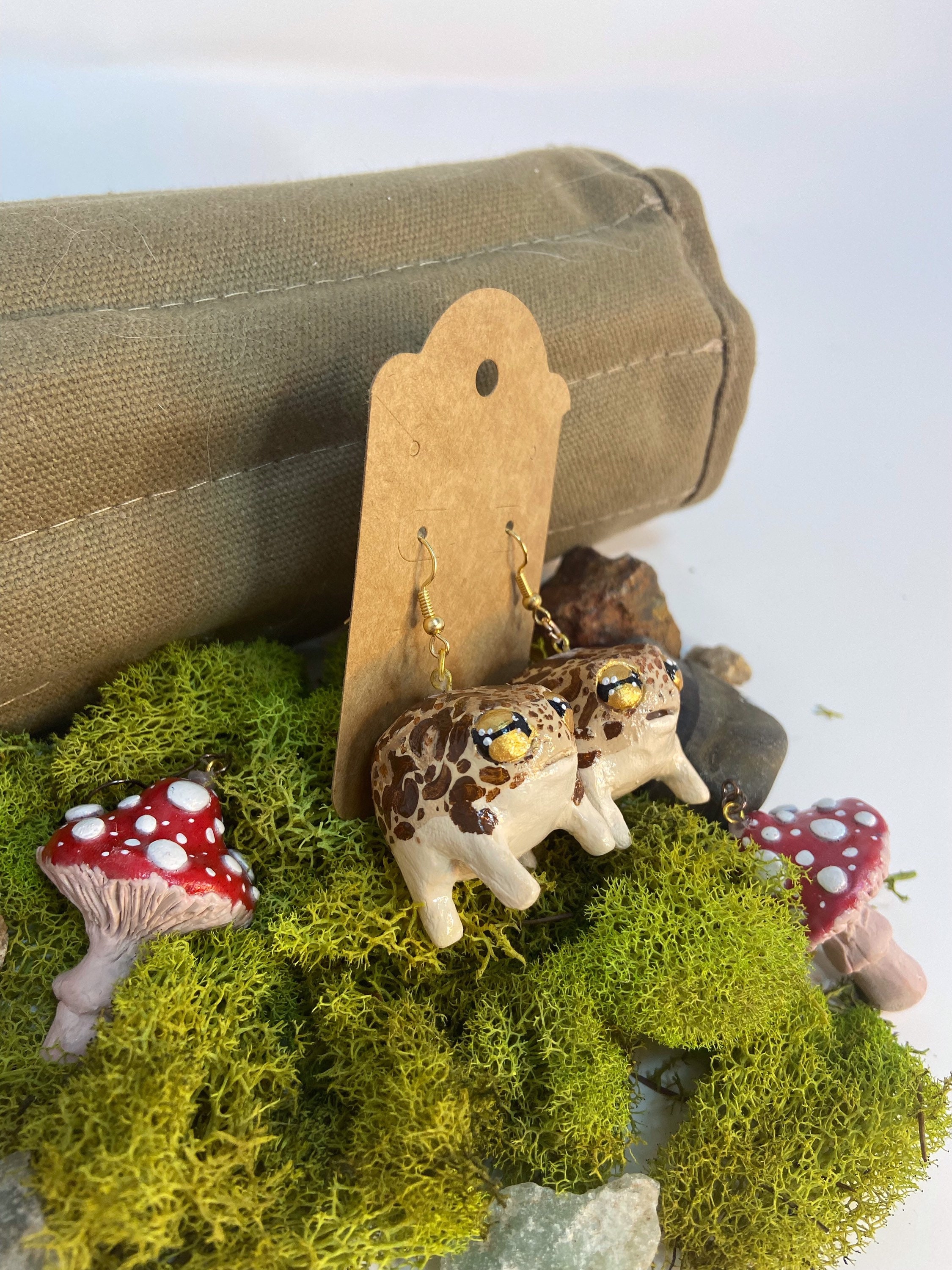 Desert rain frog earrings store