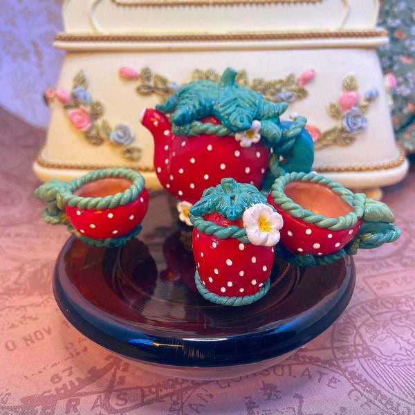 Strawberry Tea Set - Etsy