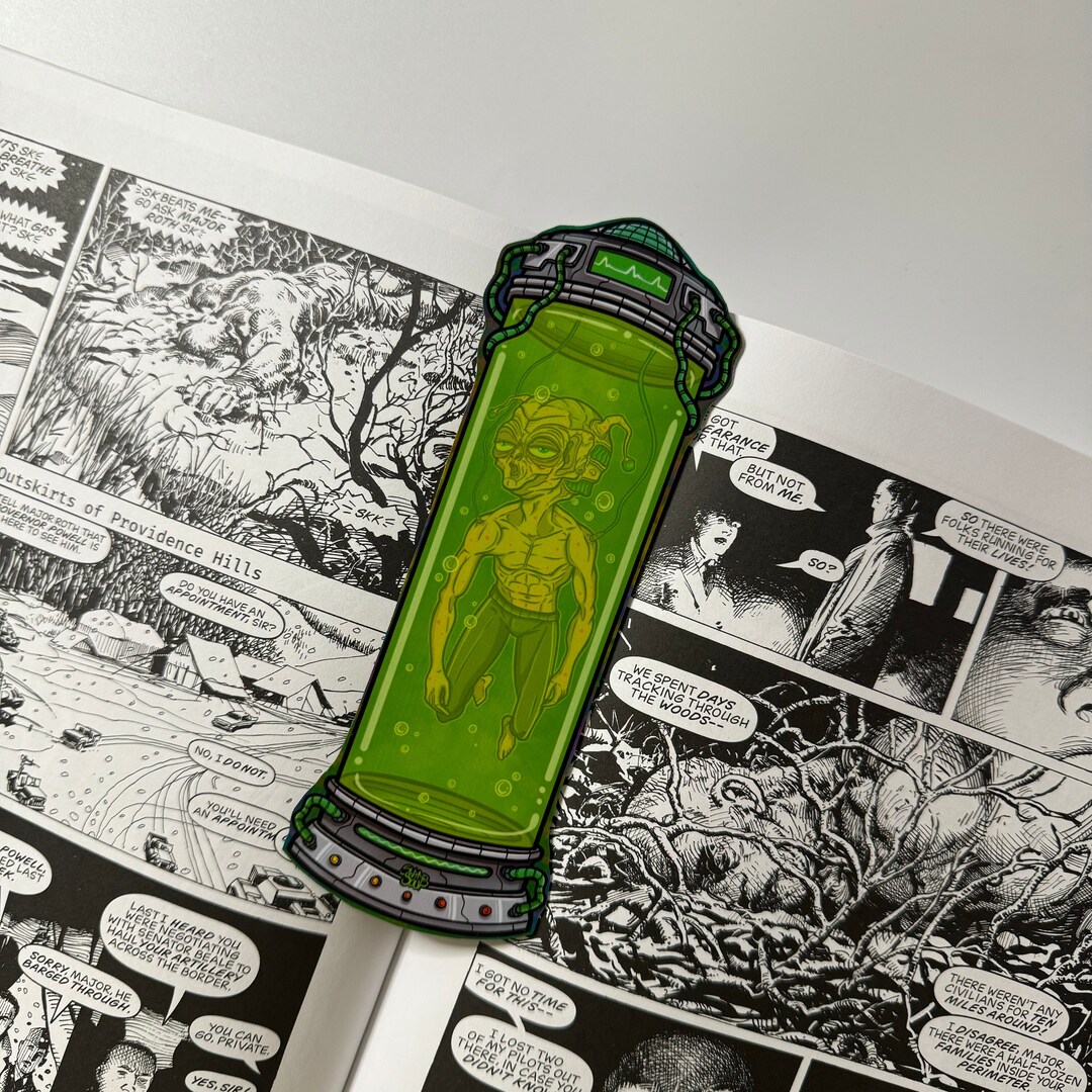 Alien in Cryo Chamber Bookmark: Sci-fi Reader Gift - Etsy