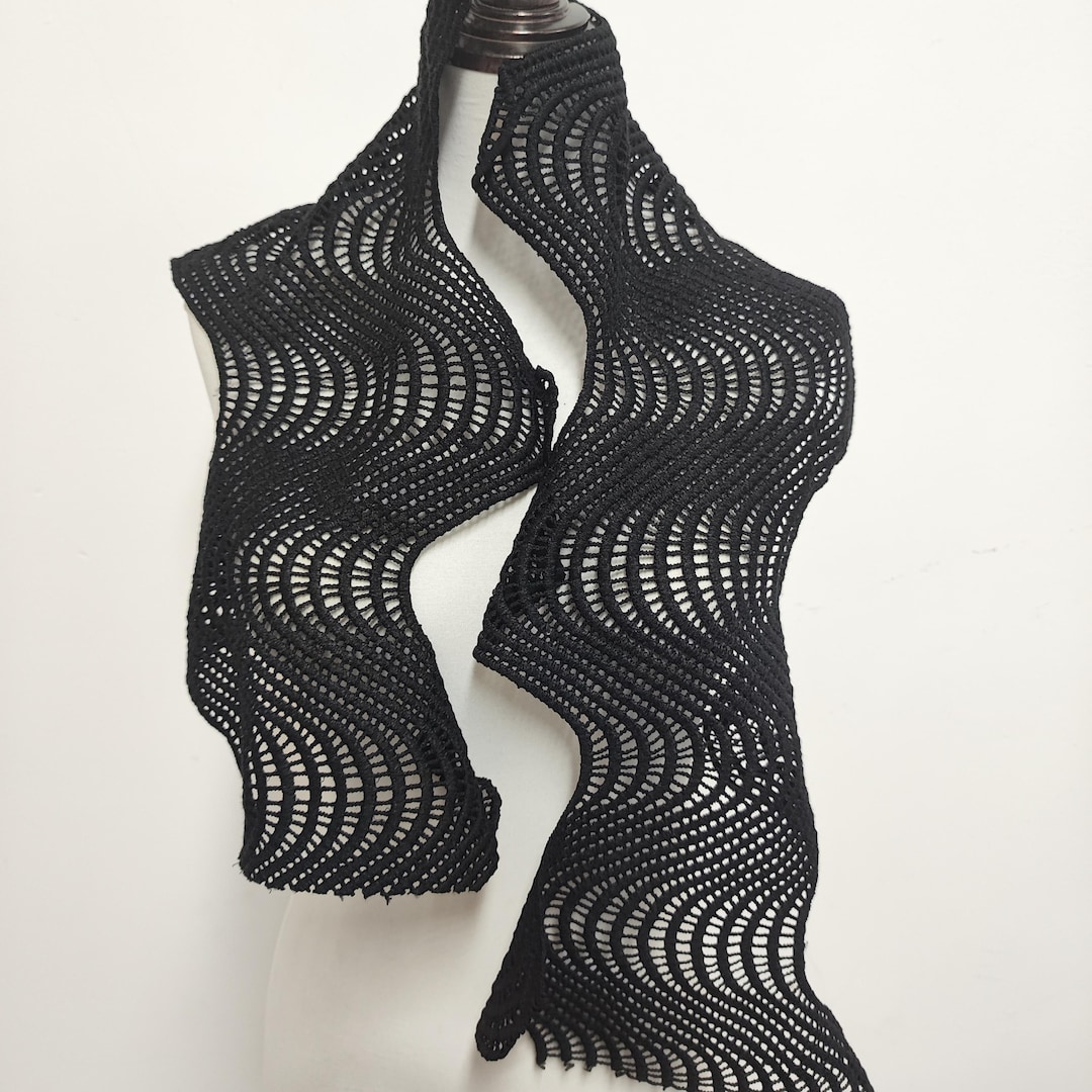 Black Curved Hollow Lace Fabric, Wave Exquisite Lace Fabric, 7.87 ...