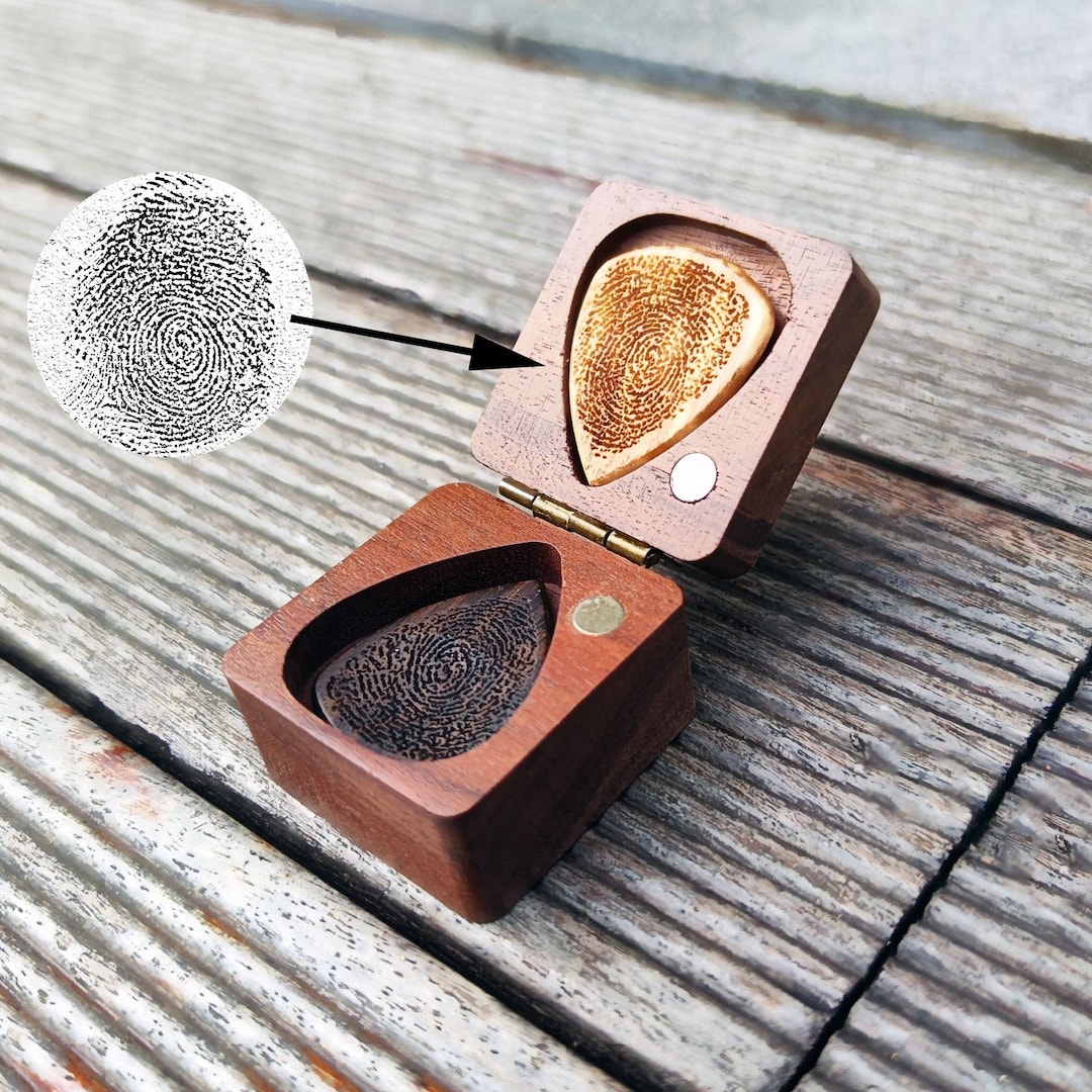 Personalized Fingerprint Guitar Pick Box: Engraved Wooden Plectrum - Etsy