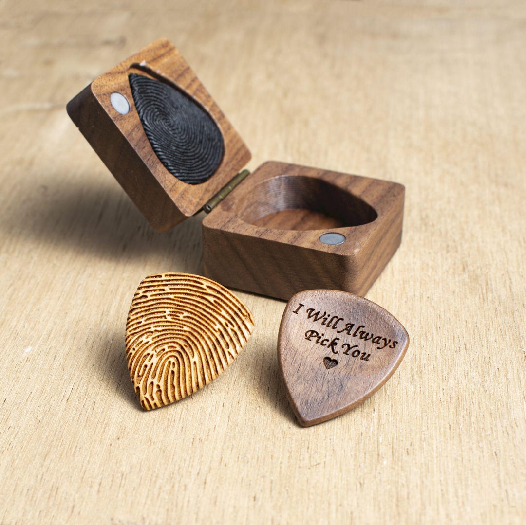 Personalized Fingerprint Guitar Pick Set: Engraved Wood Plectrum With ...