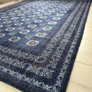 Navy Blue Rug 8x10, Pattern With an Aged Look Rug 8x10, Heriz Rug ...