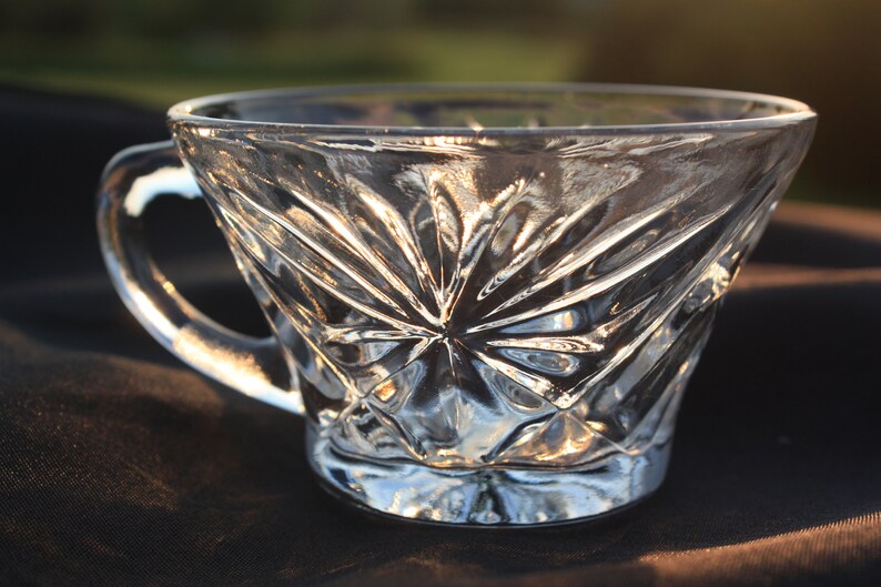 Vintage Anchor Hocking Snack Set, Star & Fan Design - Etsy