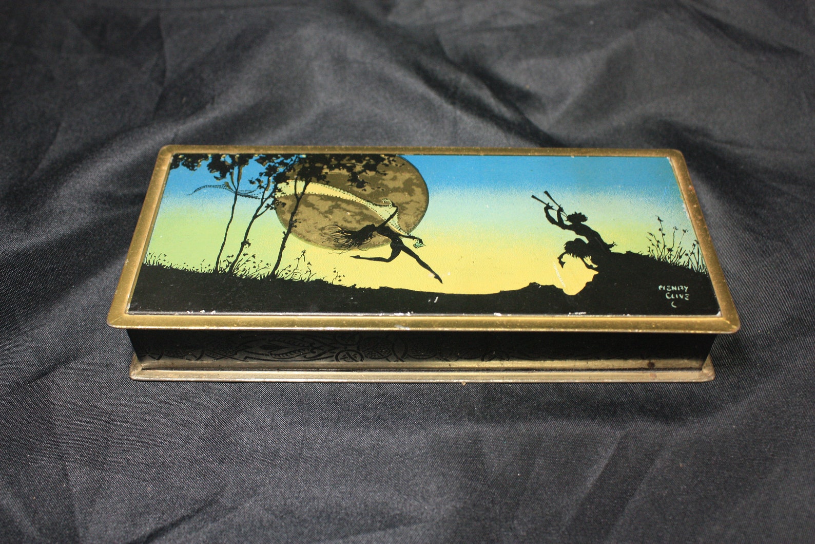 Antique Canco Beaute Box, Henry Clive Art on Lid, Woman Dancing With ...
