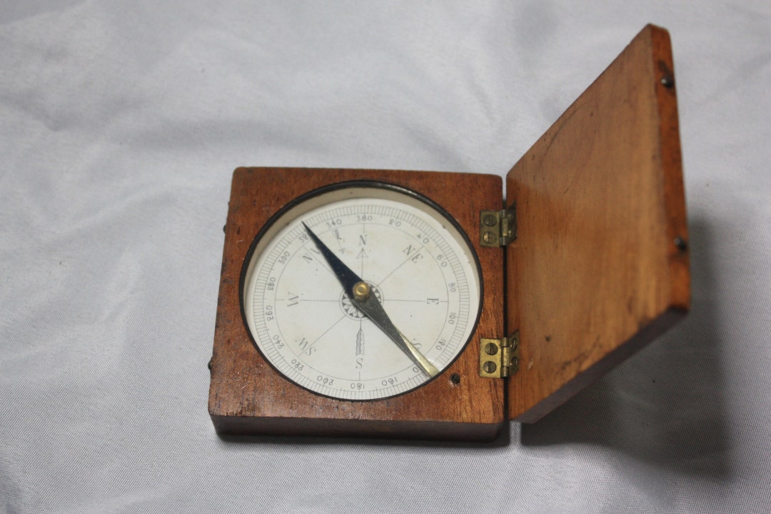Antique Wood Cased Compass, Hinged With Hook Clasps - Etsy