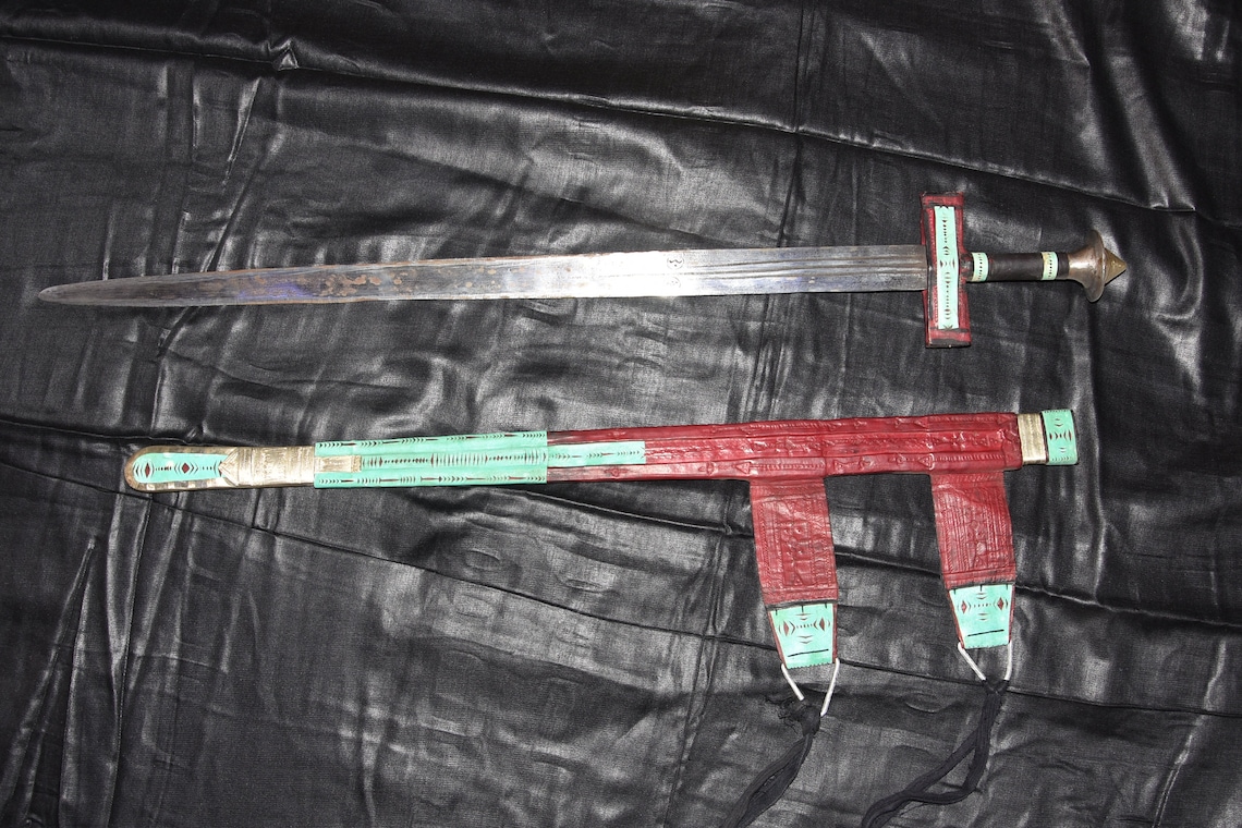 Tuareg Sword and Scabbard , Takouba Swords of the Saharan Tuareg - Etsy