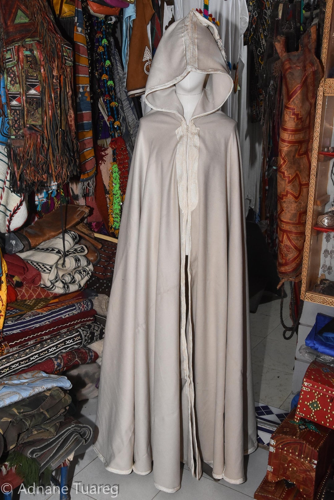 Berber Burnous Cape: Moroccan Wool Winter Coat - Etsy