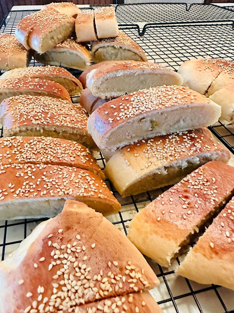 Pigpie Onion Bread Bisaya Pinoy Filipino (12 Pc per Order) - Etsy