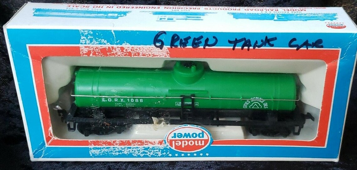 Model Power - HO Scale 40' Cities Service Tank Car - Model Train Car ...