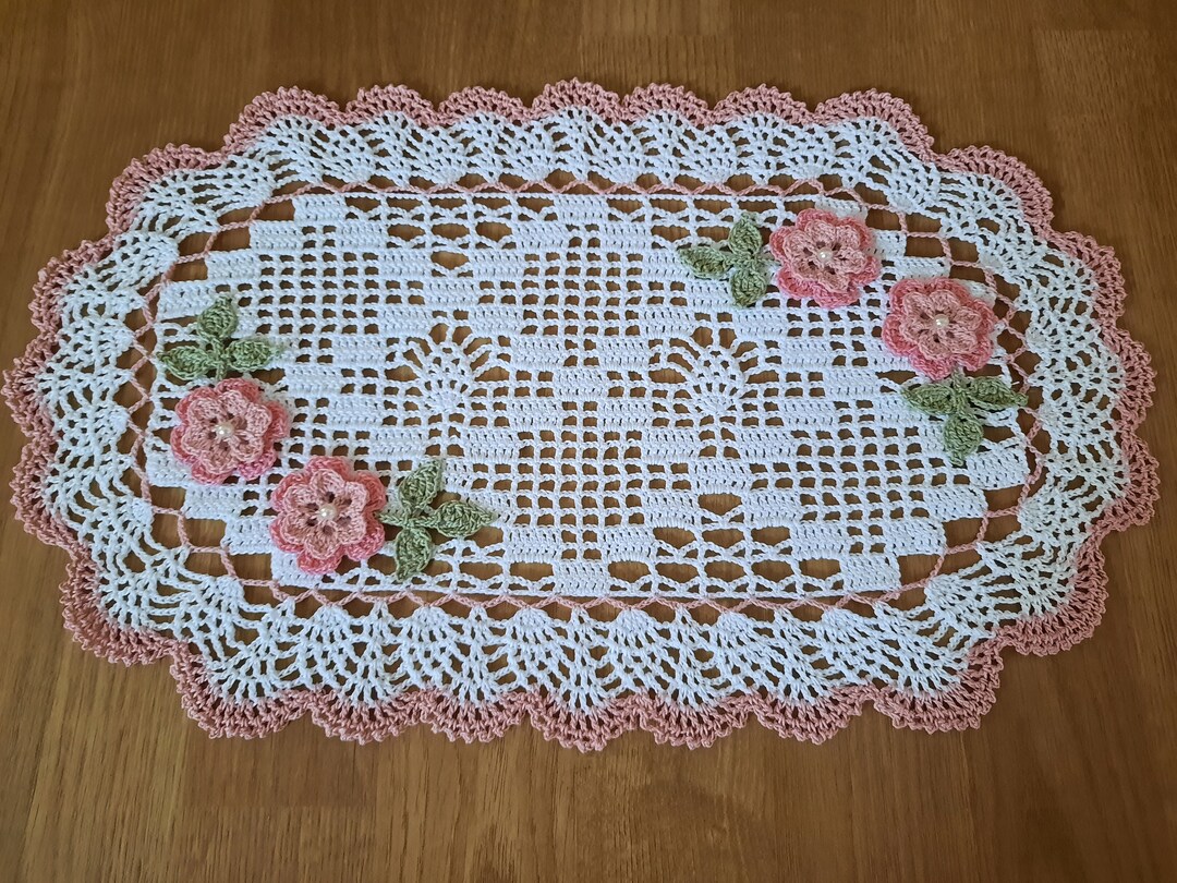 MADE TO ORDER, Handmade Crocheted Oval Doily in Mauve and Pink , 18 X ...