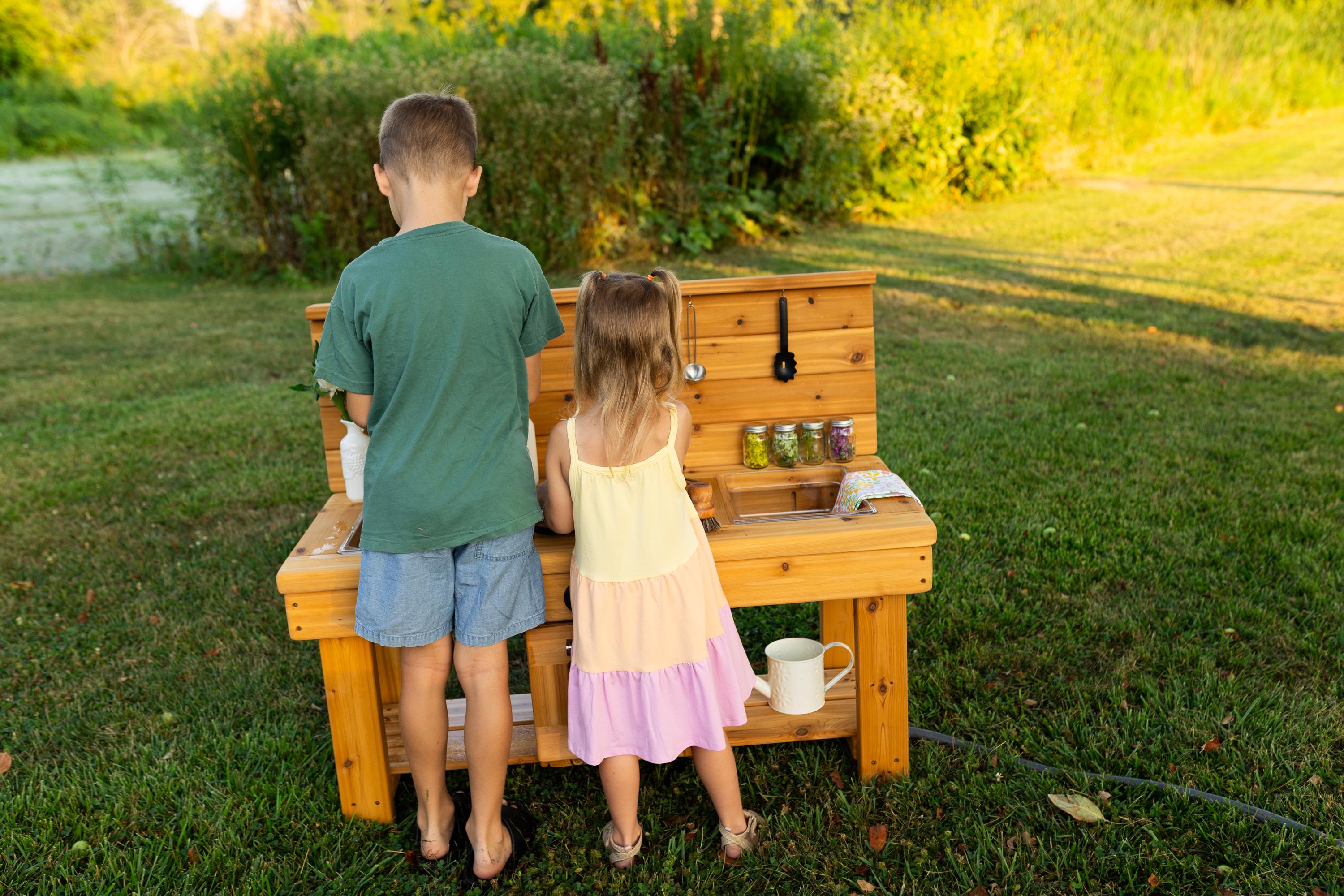 Centered Simple Mud Kitchen With Oven (clear Sinks) | Outdoor Pretend ...