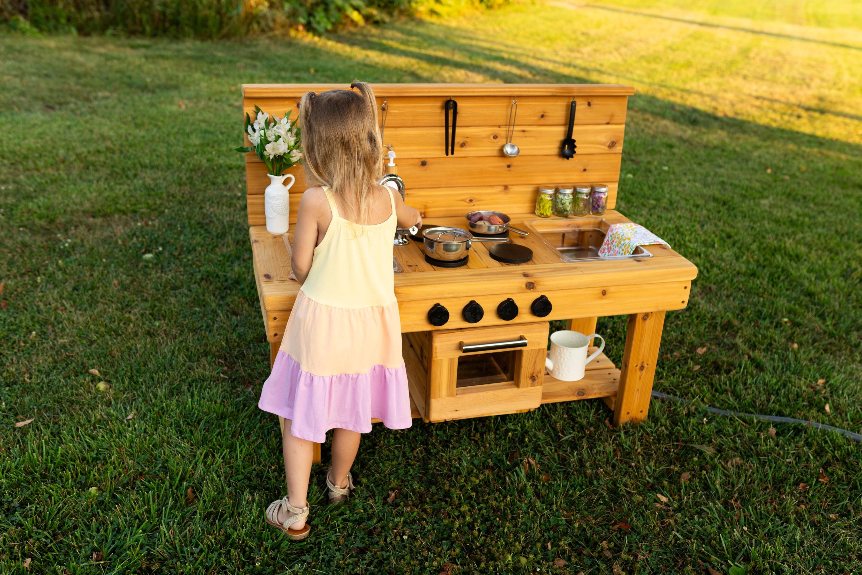 Centered Working Sink Mud Kitchen With Oven | Cedar Play Kitchen for ...
