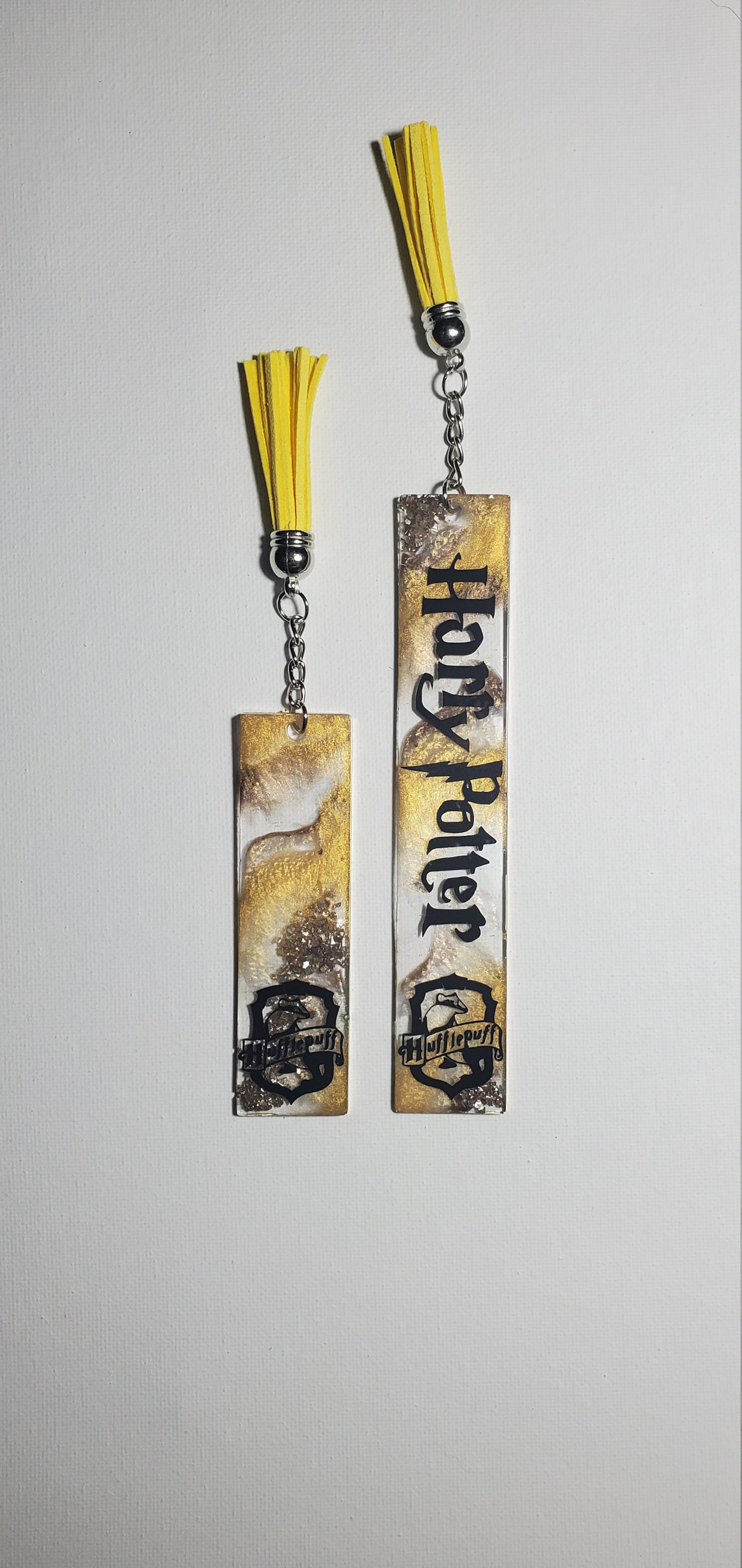 Harry Potter bookmarks hufflepuff | Etsy