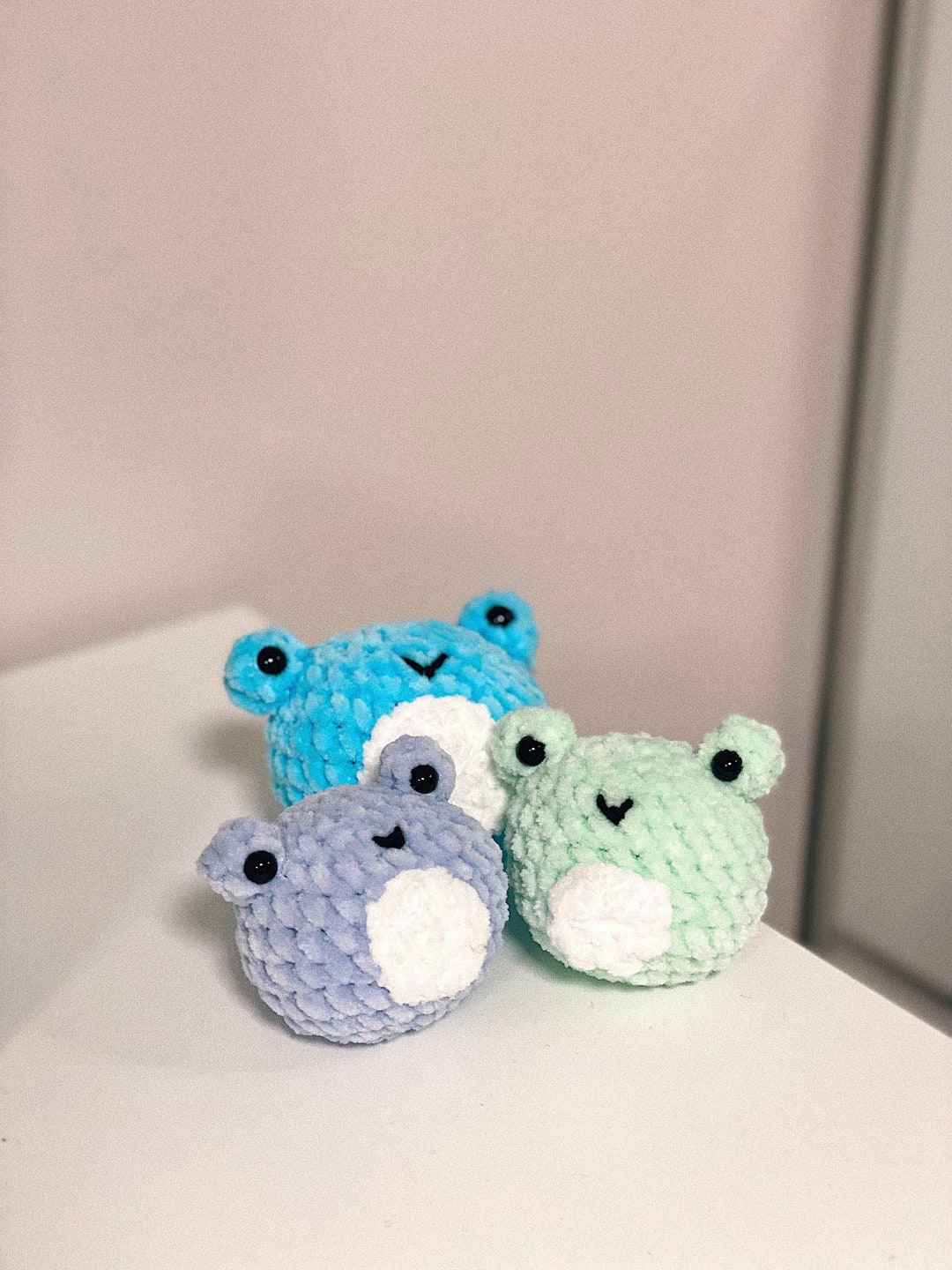 Frog Squishy Cute Handmade, Super Soft Velvet Crochet Frog / Stress ...