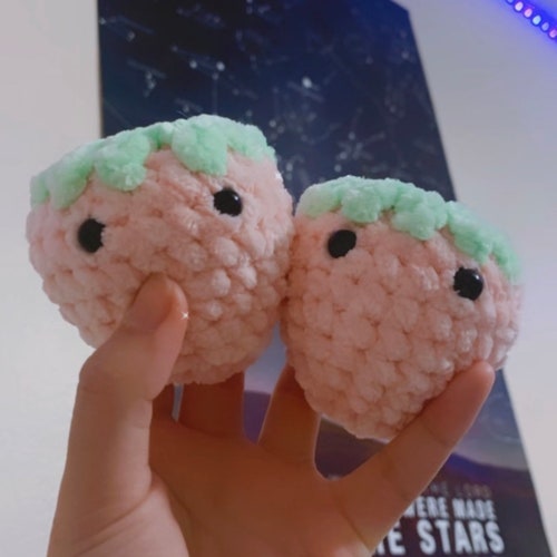 Mini Strawberry / Crochet Mini Strawberry / Amigurumi / Kawaii - Etsy