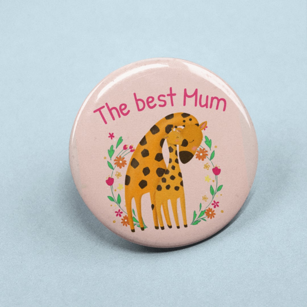 The Best Mum Badge Pin | Mum Gifts - Mothers Day - Unique Gift- for Mum ...