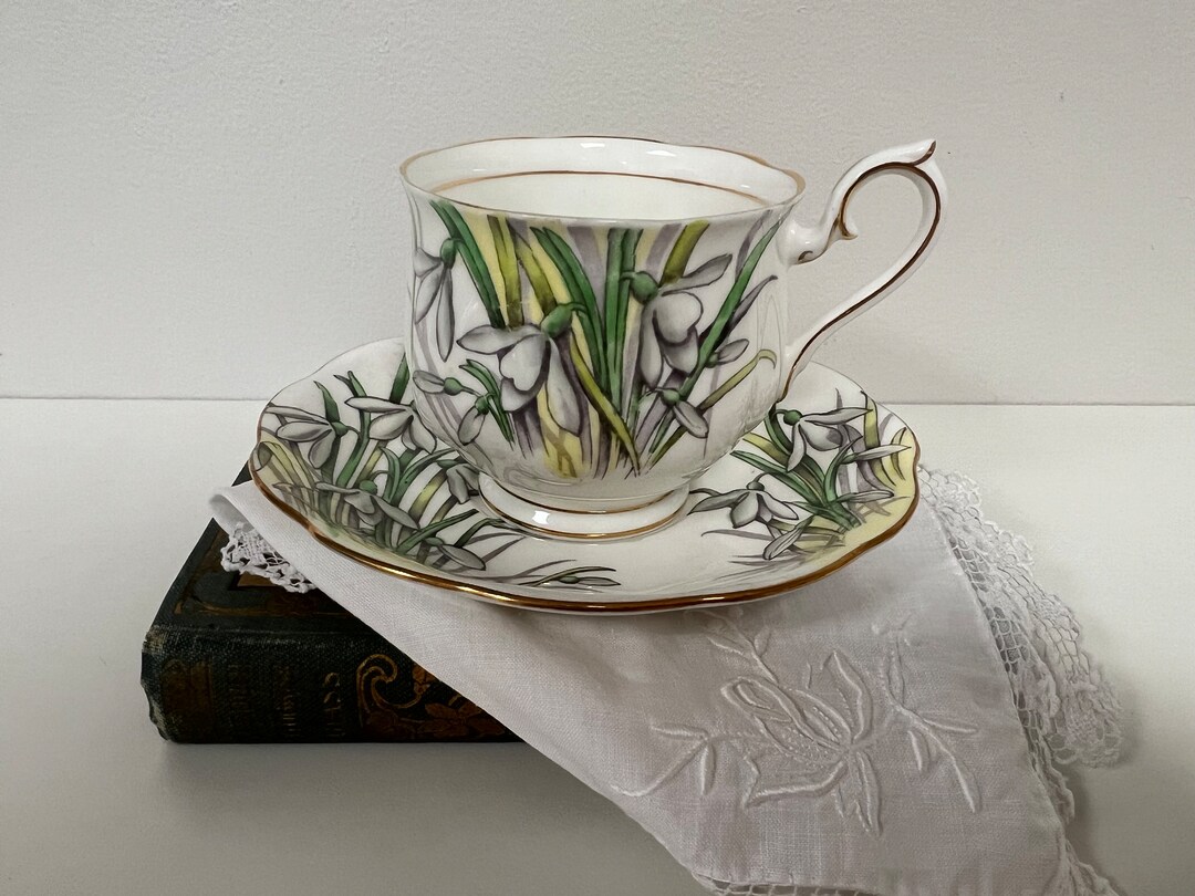 Royal Albert Tea Cup & Saucer Flower of the Month Snowdrop Teacup ...