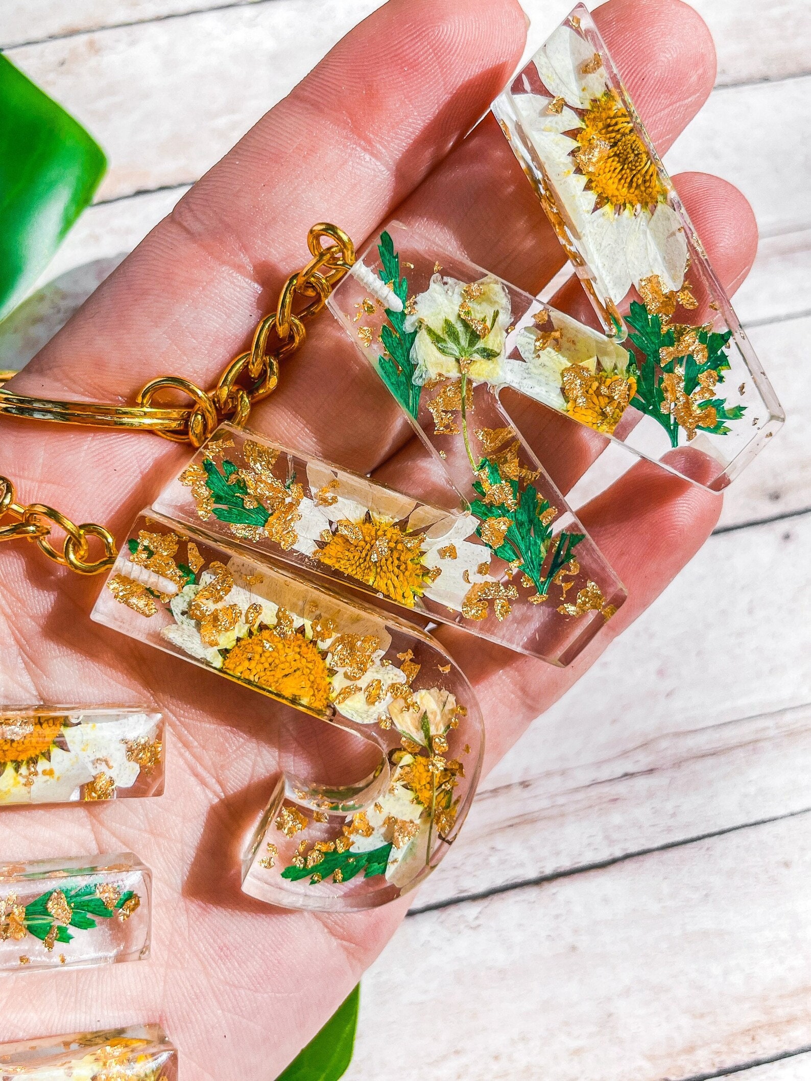 Bridesmaids Gift, Dried Flower Keychain With Gold, Gift for Sister ...