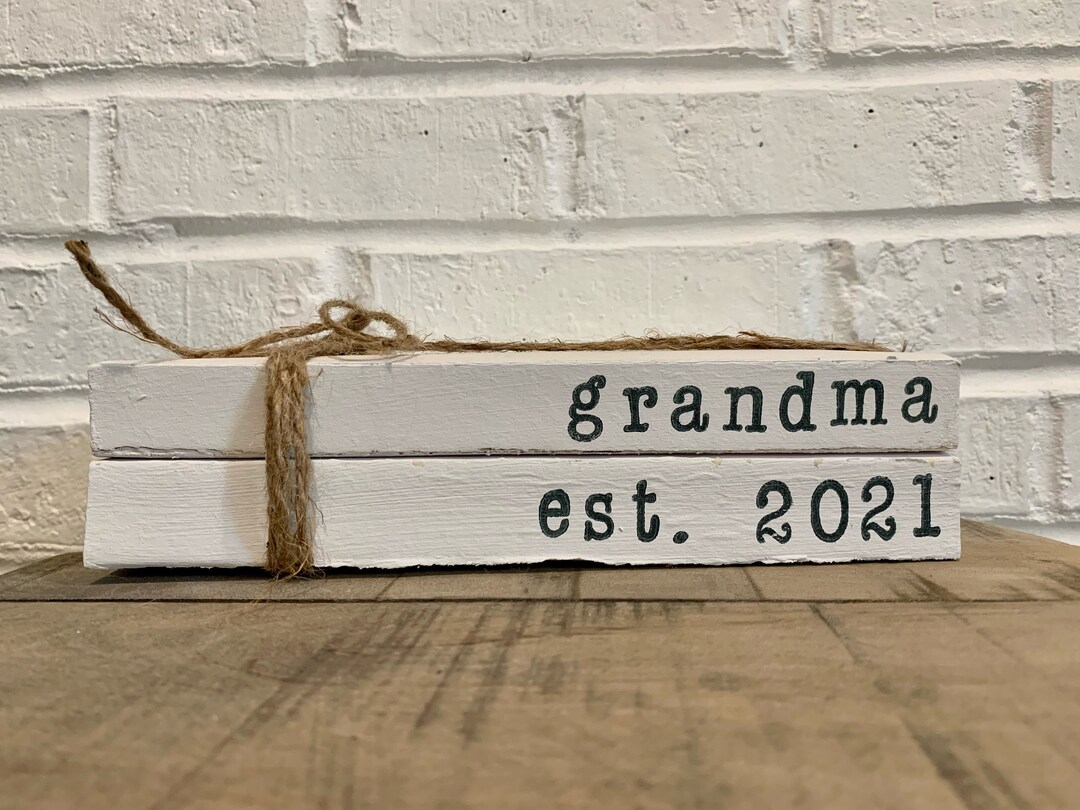 Grandma Book Stack / Mother's Day Gift / Cute Gift for Mom, Grandma ...