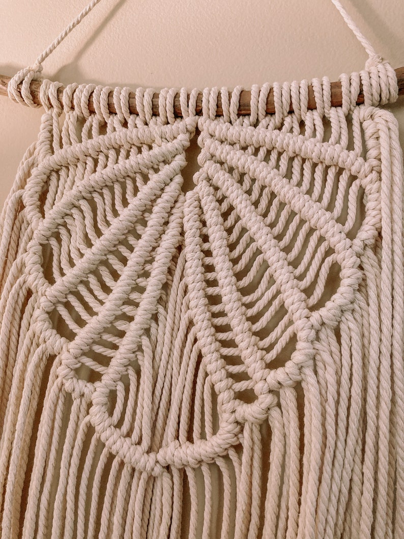 Macrame Seashell Wall Hanging - Etsy