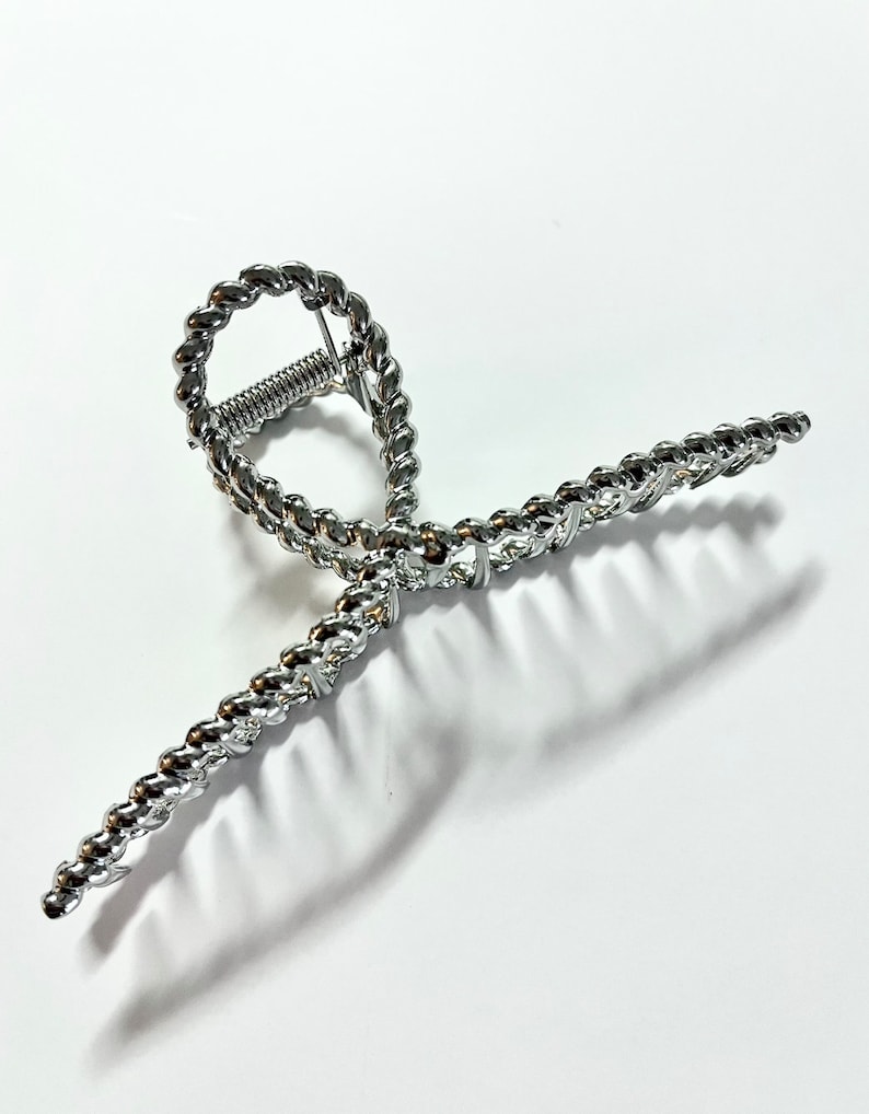 Gold Metal Hair Claw Clip, Minimalist Twisted Claw for French Twist ...