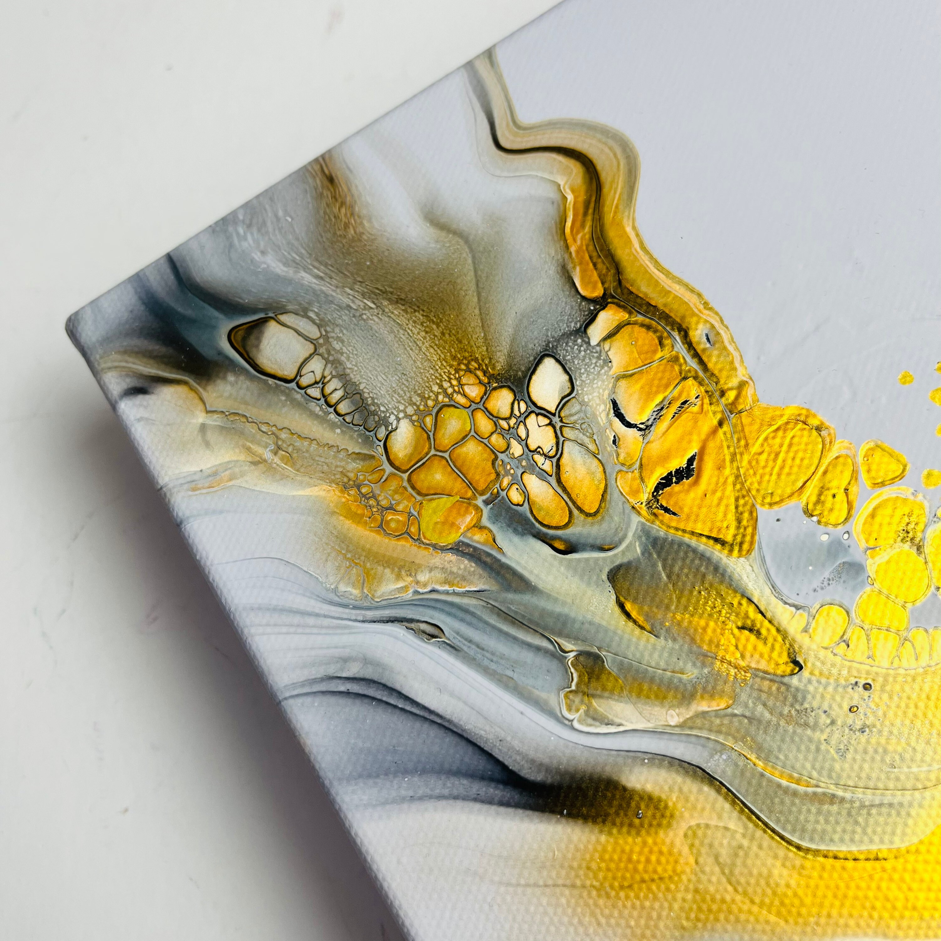 Delicate Acrylic Painting. Dutch Pour 20x20cm - Etsy