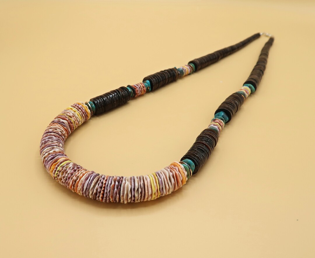 Rainbow Pectin Shell and Dark Penshell Graduated Southwestern Necklace ...