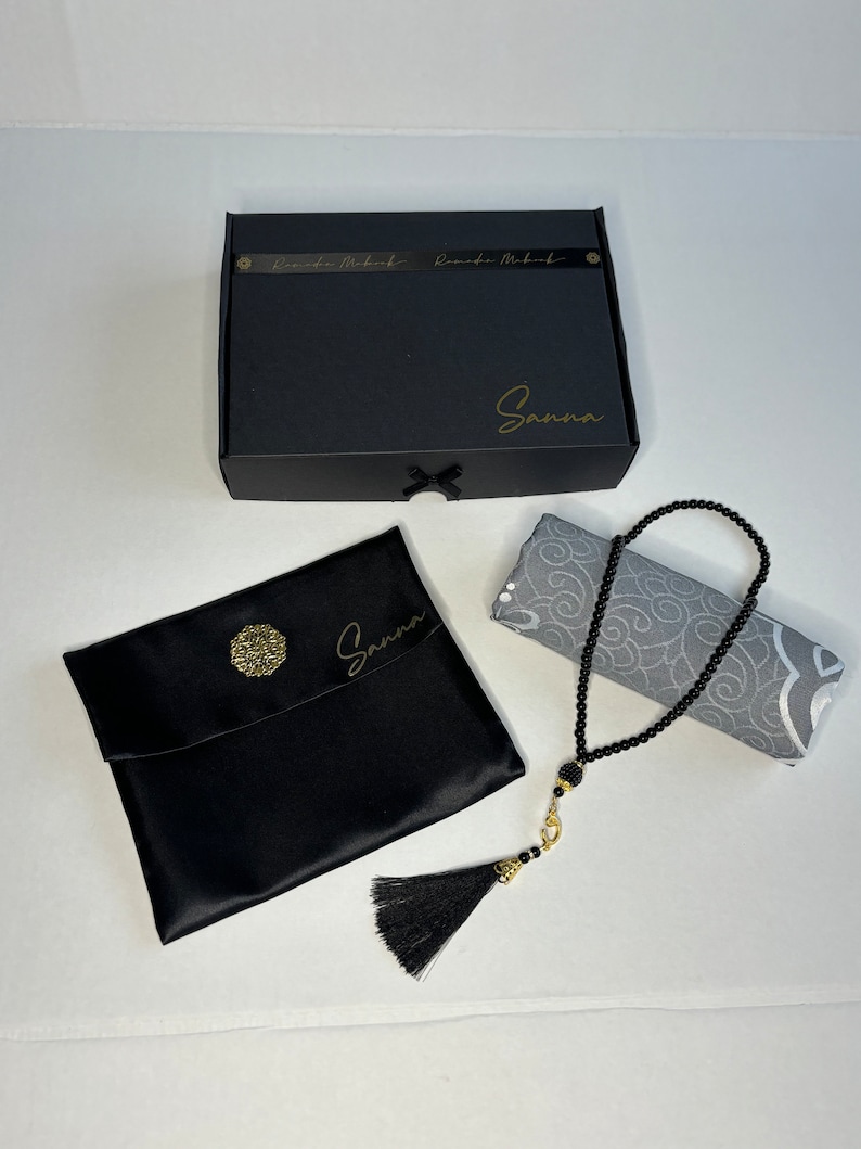 The Luxe Salah & Sunnah Gift Box / Ramadhan / Eid / Umrah / Hajj ...