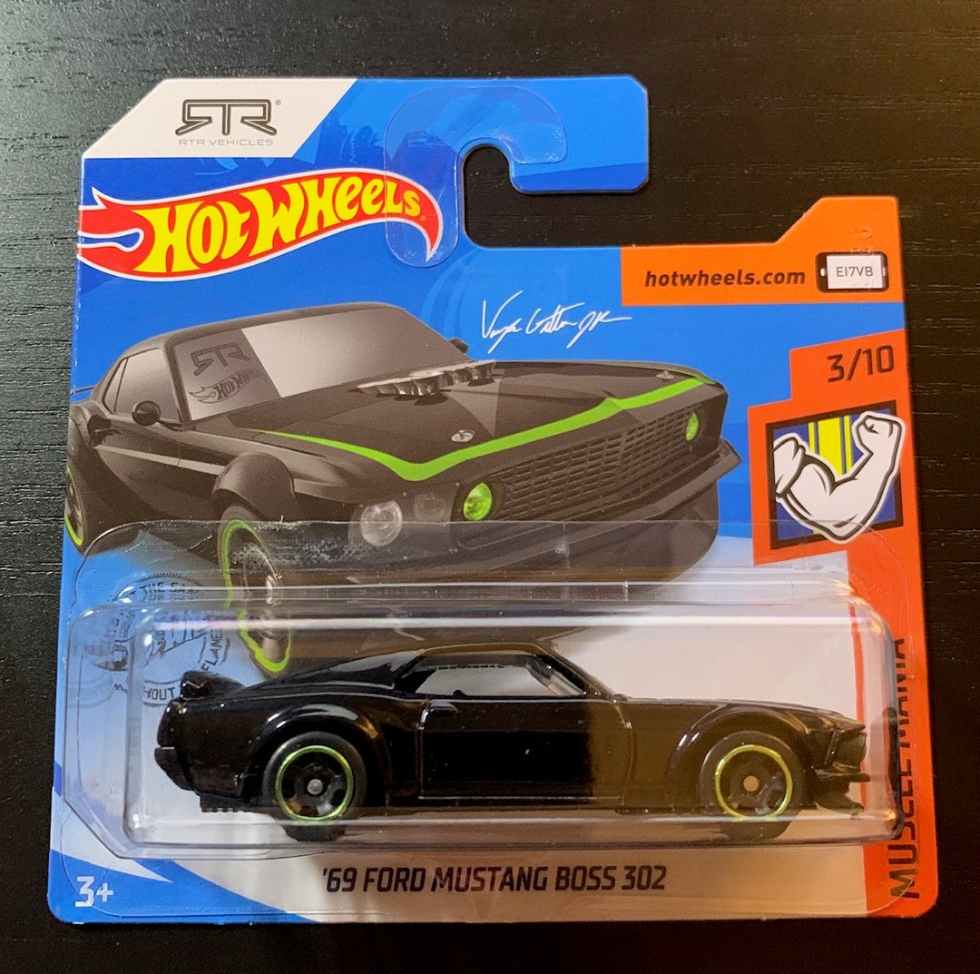 Hot Wheels 1969 Ford Mustang Boss 302-black With Green/black Wheels ...