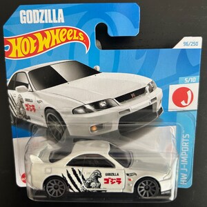Hot Wheels Nissan Skyline GT-R R33-white With Black Interior- Short ...