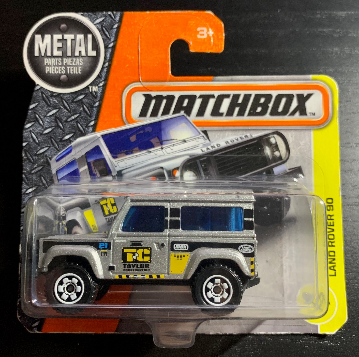 Matchbox Land Rover Defender 90-silver With Blue Windows-short Card ...