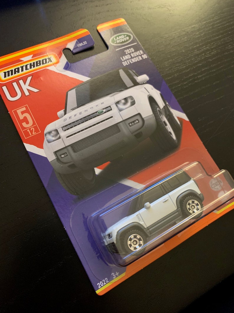 Matchbox 2020 Land Rover Defender 90-white With Black Roof-long Card-uk ...