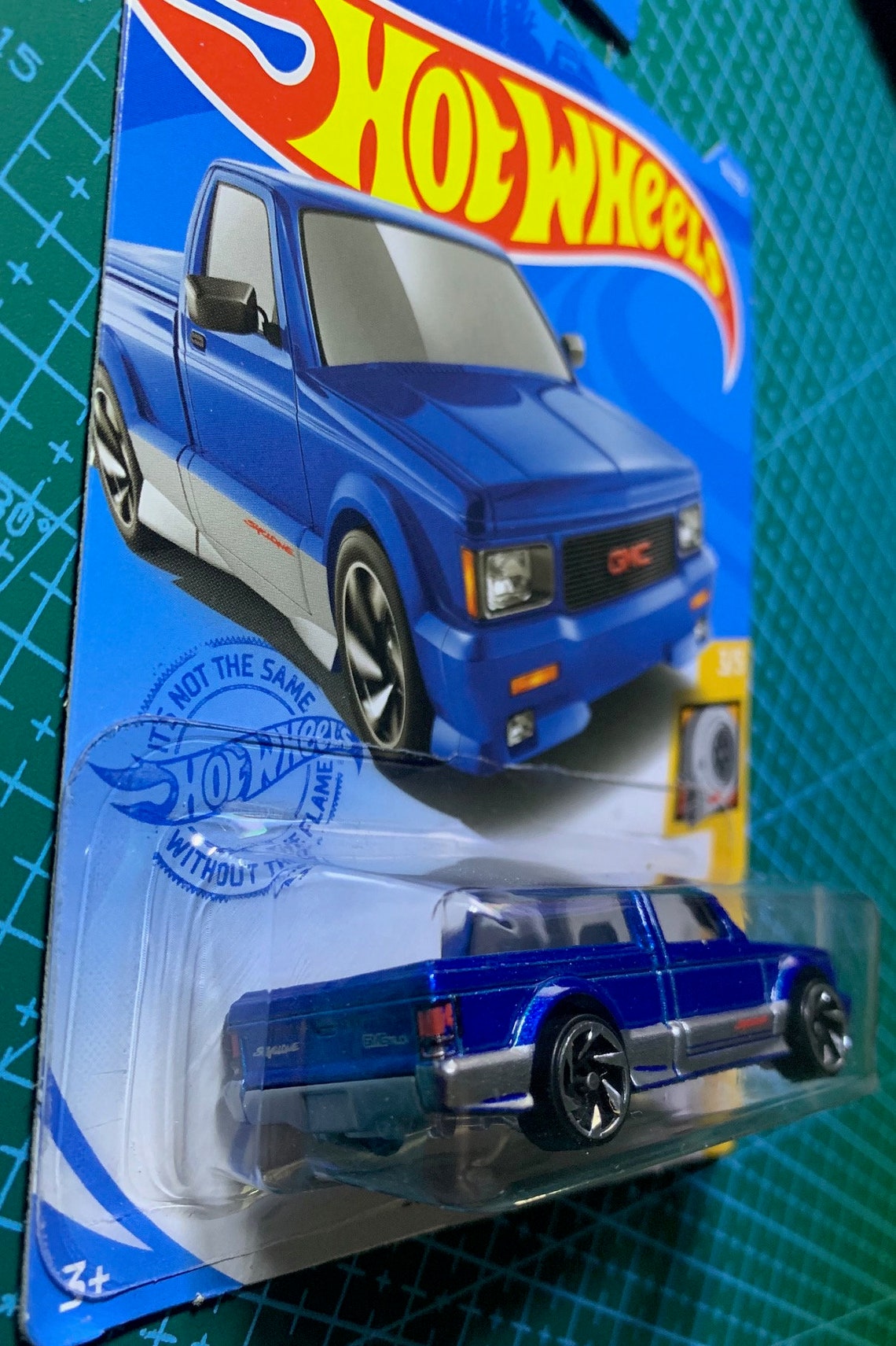 Hot Wheels 1991 GMC Syclone-blue and Silver-hw Turbo-long Card -hard to ...