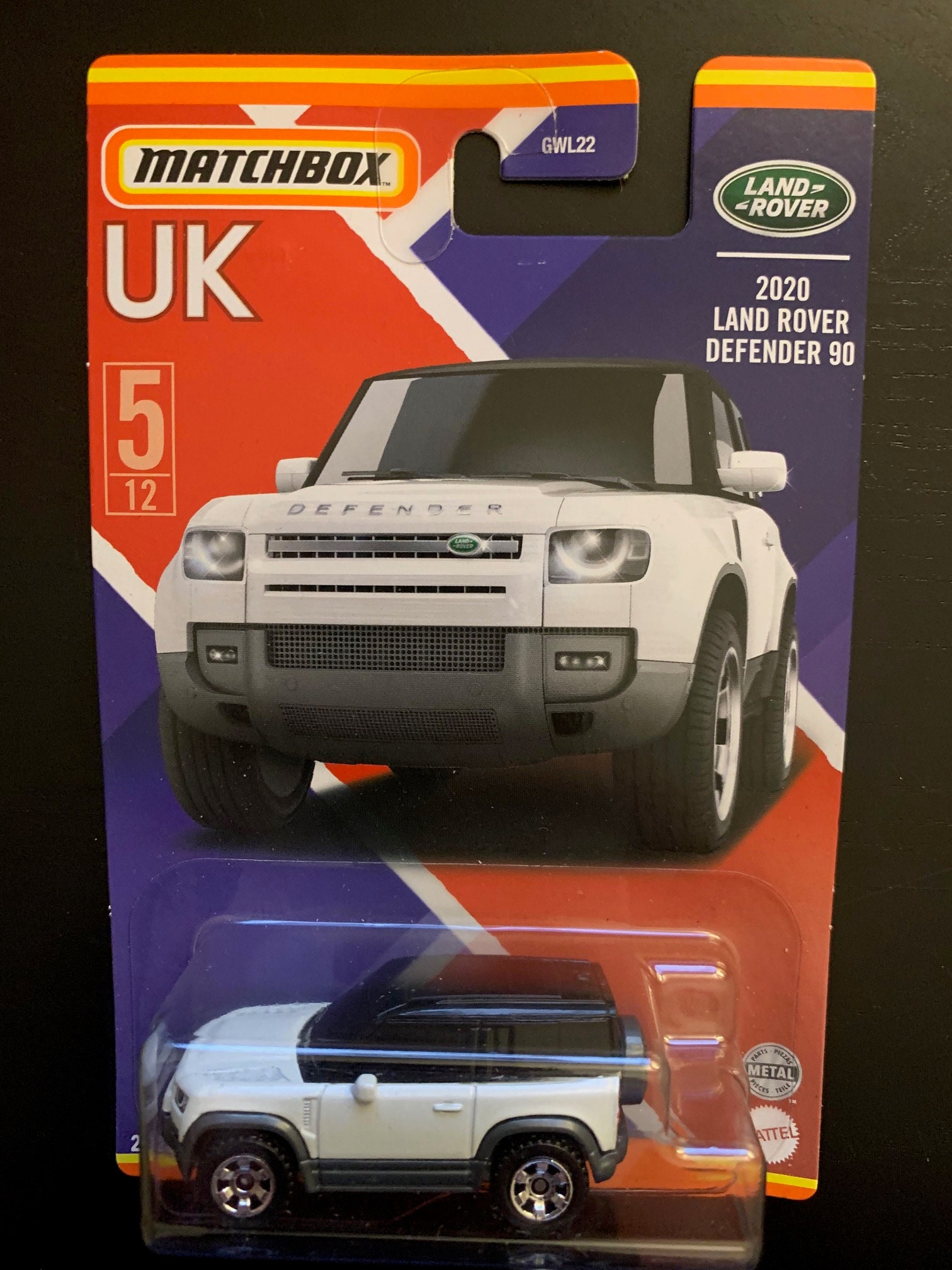 Matchbox 2020 Land Rover Defender 90-white With Black Roof-long Card-uk ...