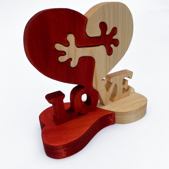 Wood Love Stand
