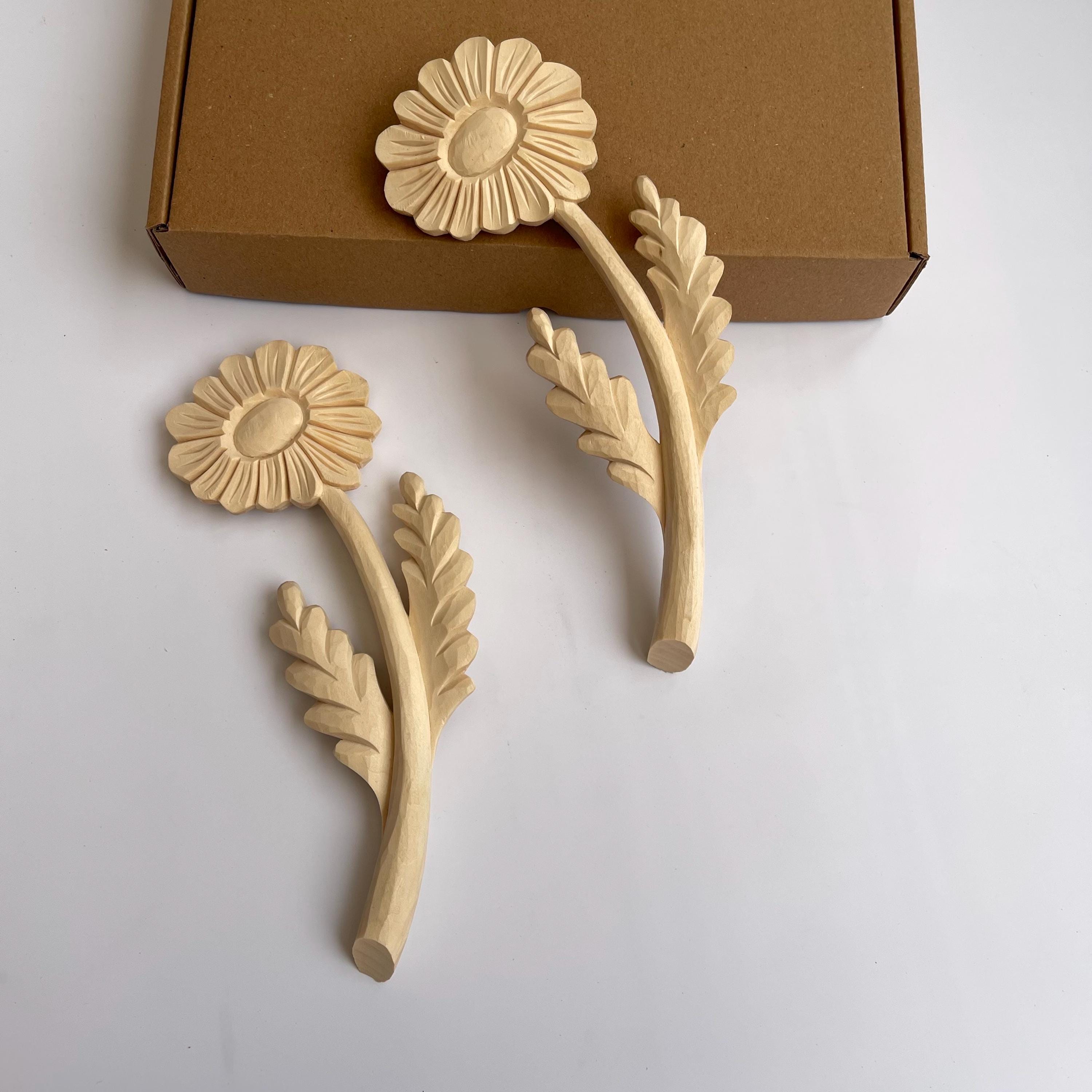 Daisy Wooden Small Flower, Daisy Wood Hand Carved, Spring Theme Wall ...