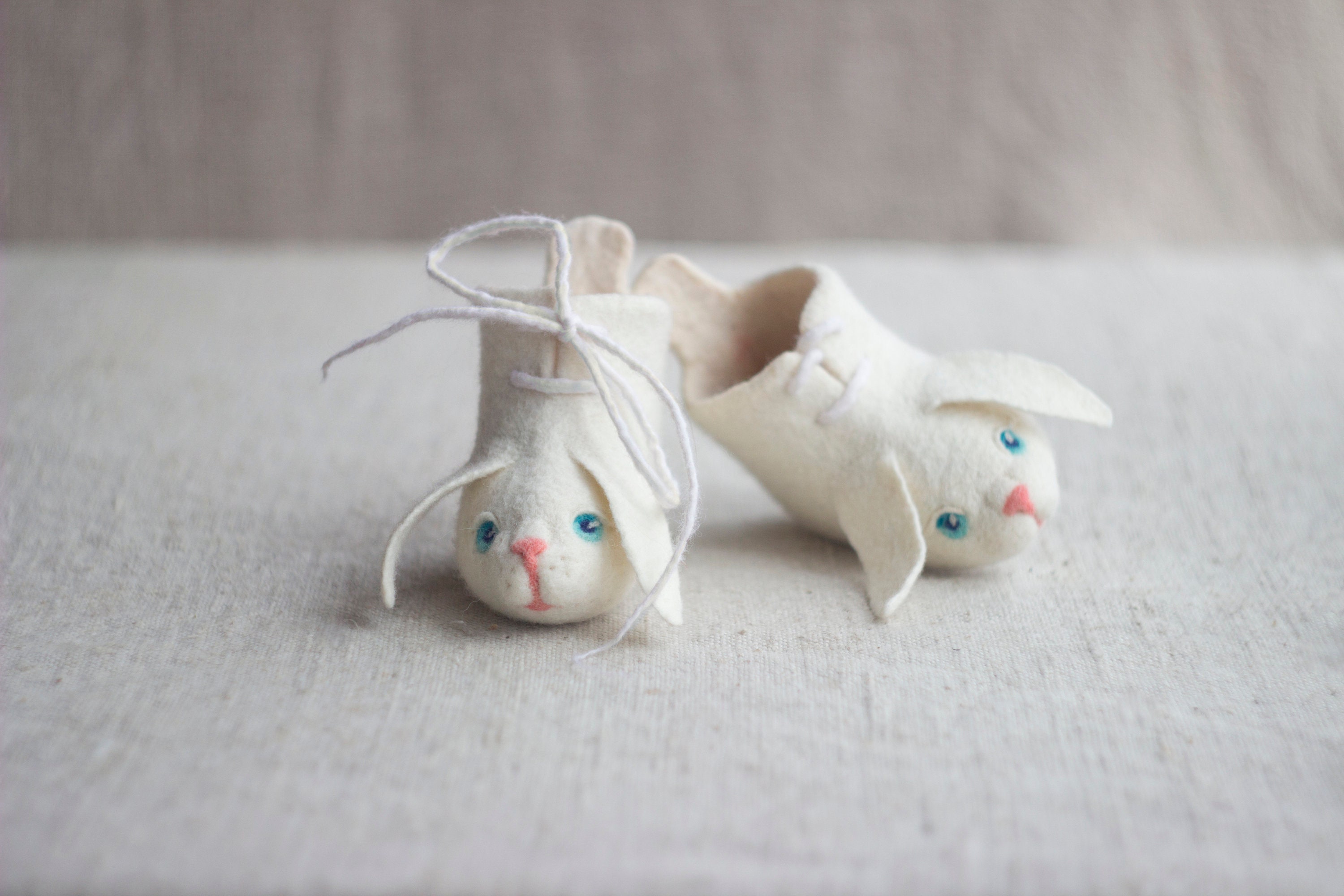 White Bunny Felt Boots for Baby Rabbits Baby Shoes With Lace - Etsy