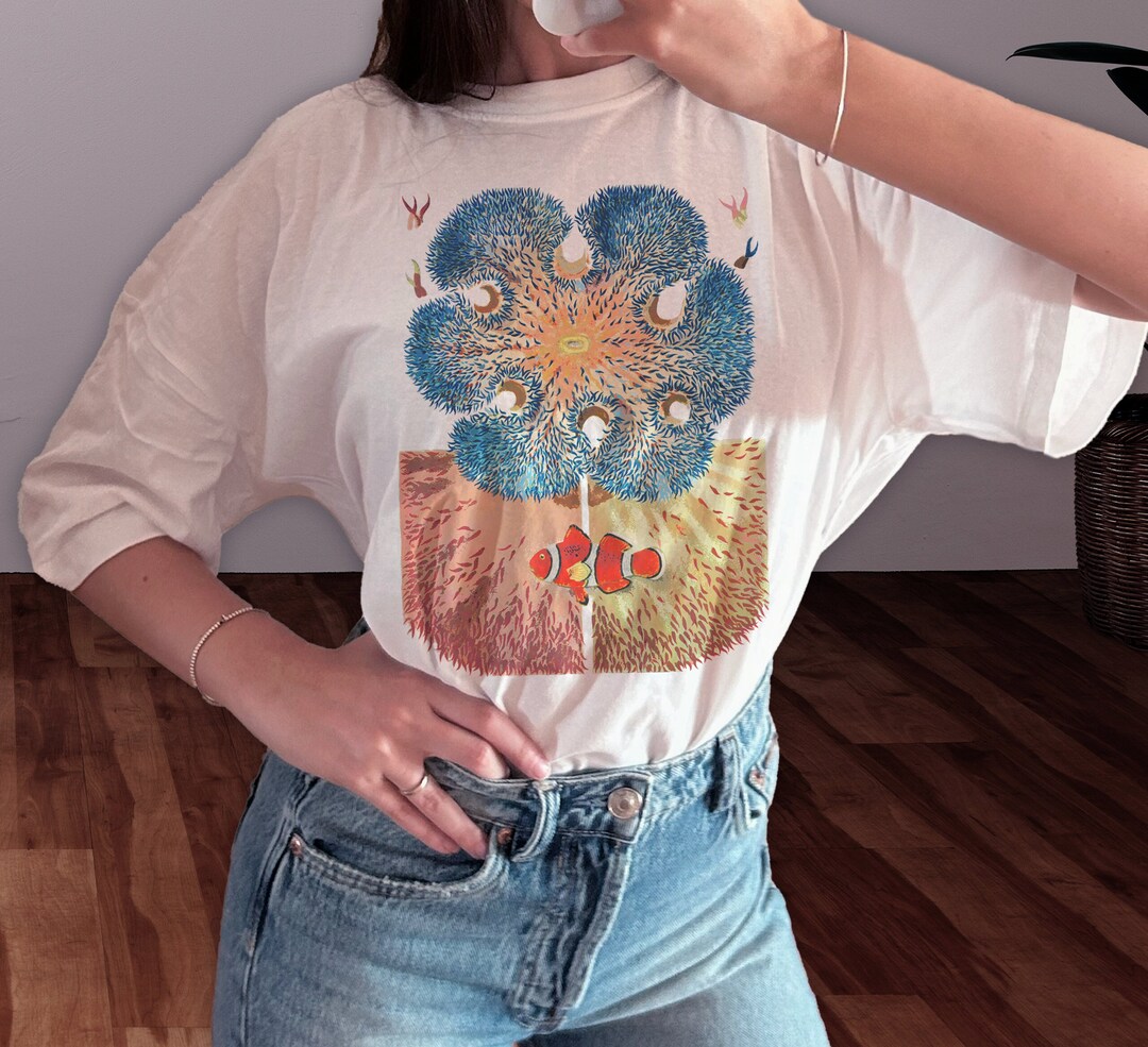 Coral Reef T-shirt, Sealife T-shirt, Graphic Tee, Vintage Ocean Shirt ...